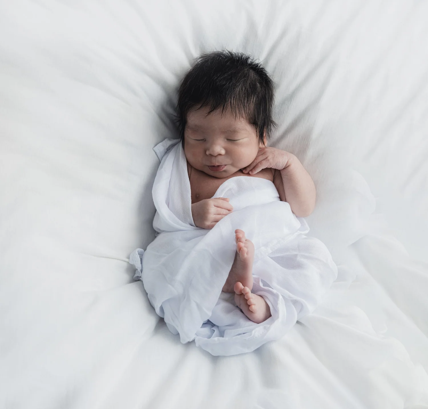 Natural and Candid Newborn Baby Photography, Captured in the Comfort of ...