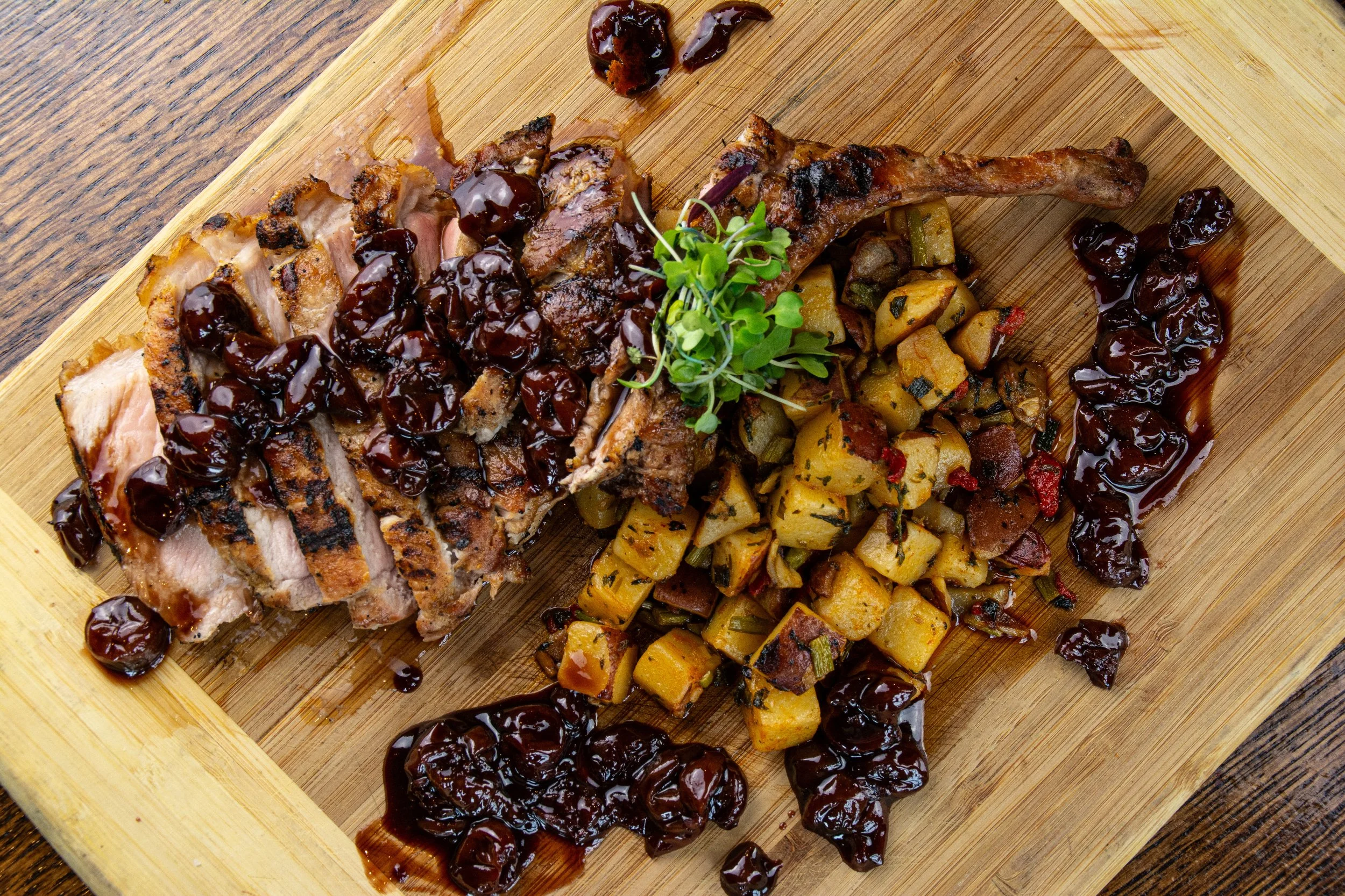 Mad Boar Restaurant & Pub