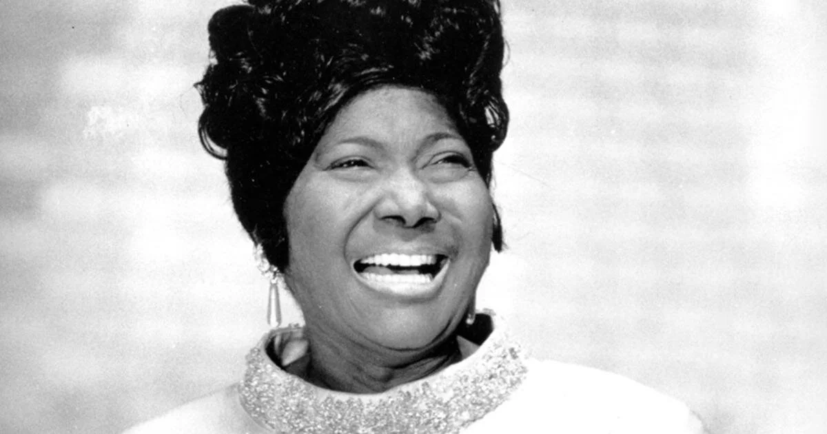 Mahalia Jackson - "His Eye Is On The Sparrow" — Reid Lee