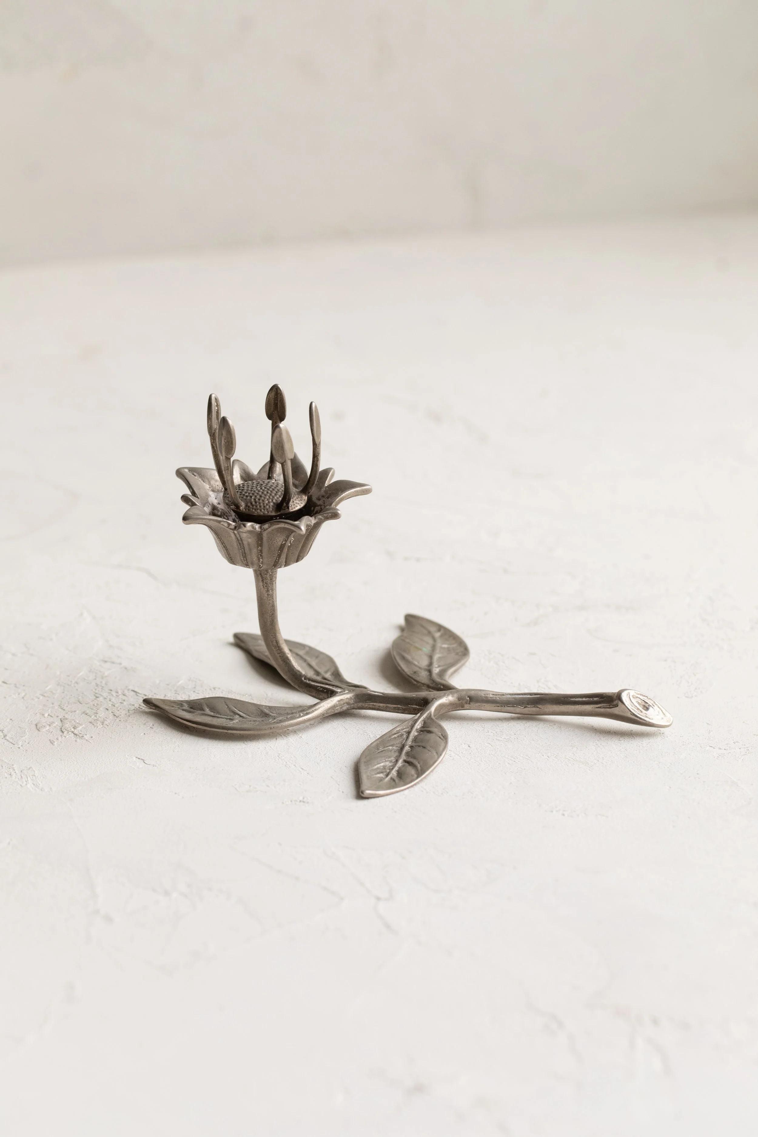 Vintage Silver Art Deco Flower | Vintage Silver Flower — Hoppe Shoppe