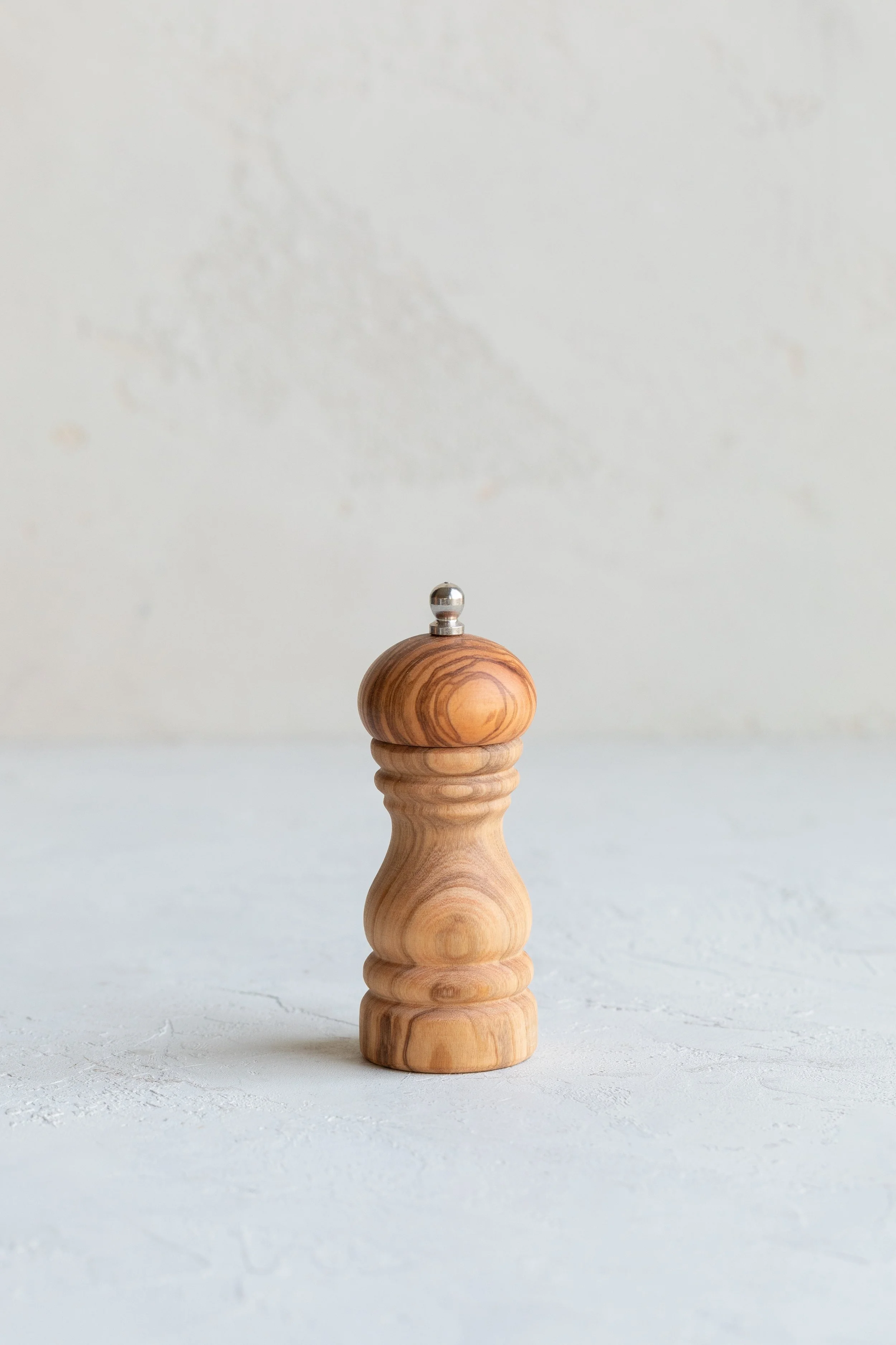 Olive Wood Pepper Grinder — Hoppe Shoppe