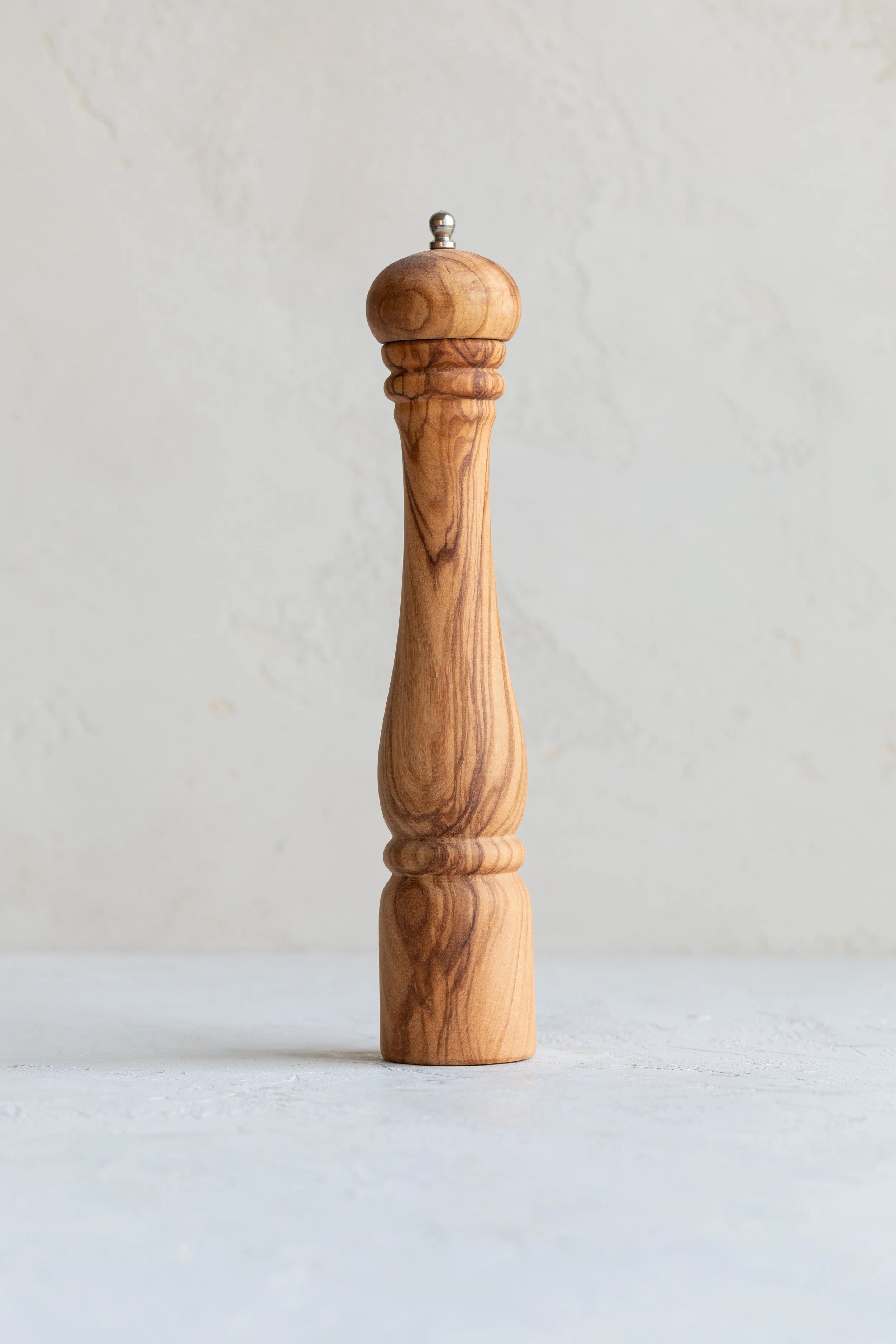 Olive Wood Pepper Grinder — Hoppe Shoppe