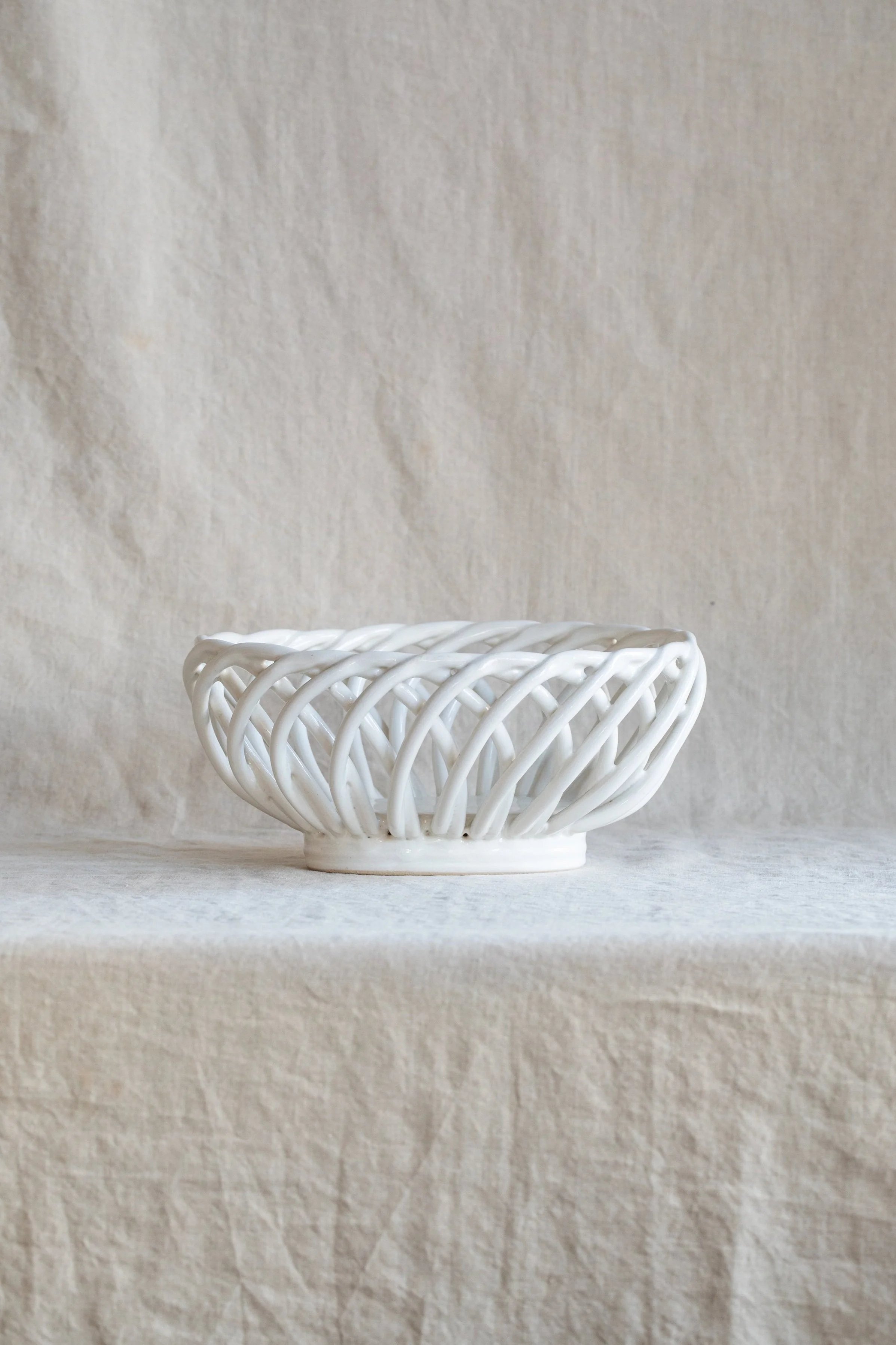 Vintage White Ceramic Woven Basket | Unique Woven Fruit Basket — Hoppe Shoppe