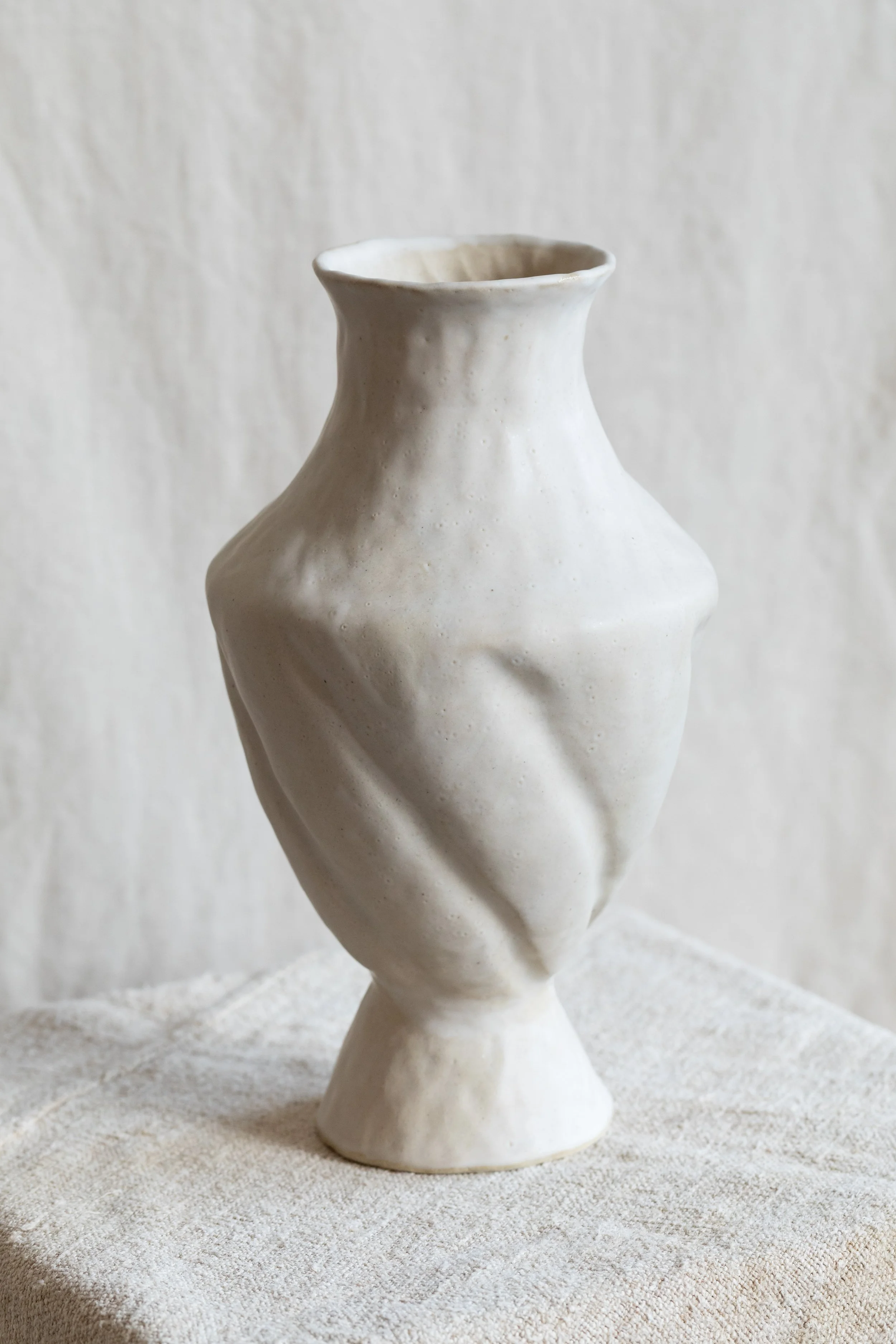 Carma Ferrier Twist Vase Oatmeal — Hoppe Shoppe