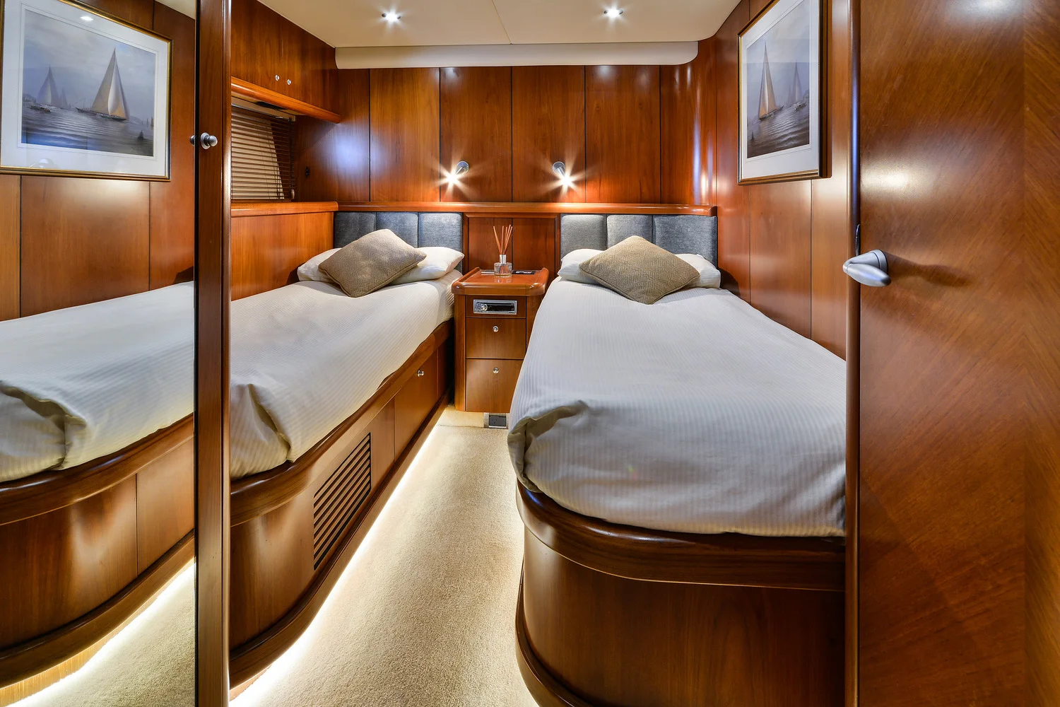 M.V Alani — Luxury Yachts Whitsundays | Bareboating and Crewed Luxury ...