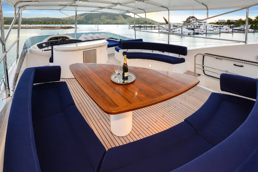 M.V Alani — Luxury Yachts Whitsundays | Bareboating and Crewed Luxury ...