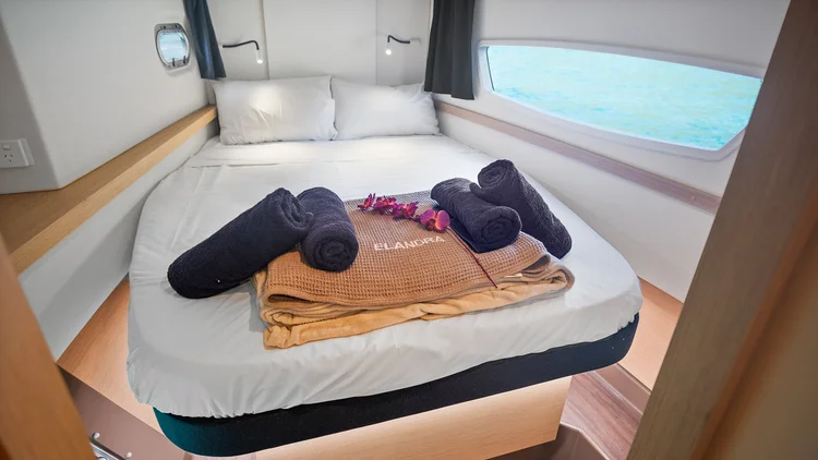 Helia 44 - Luxury Yachts Whitsundays