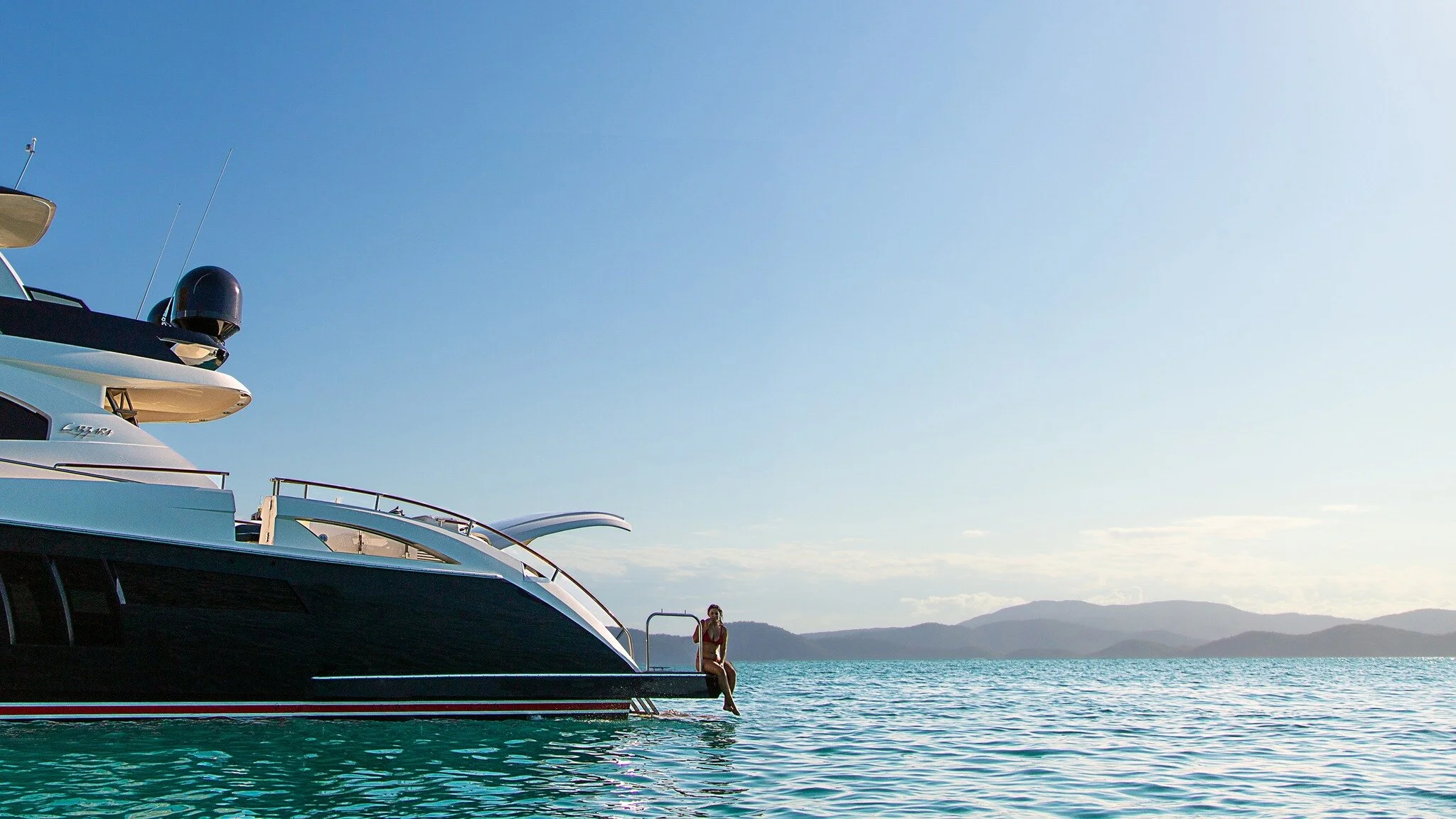 Luxury Yachts Whitsundays | Bareboating and Crewed Luxury Charters