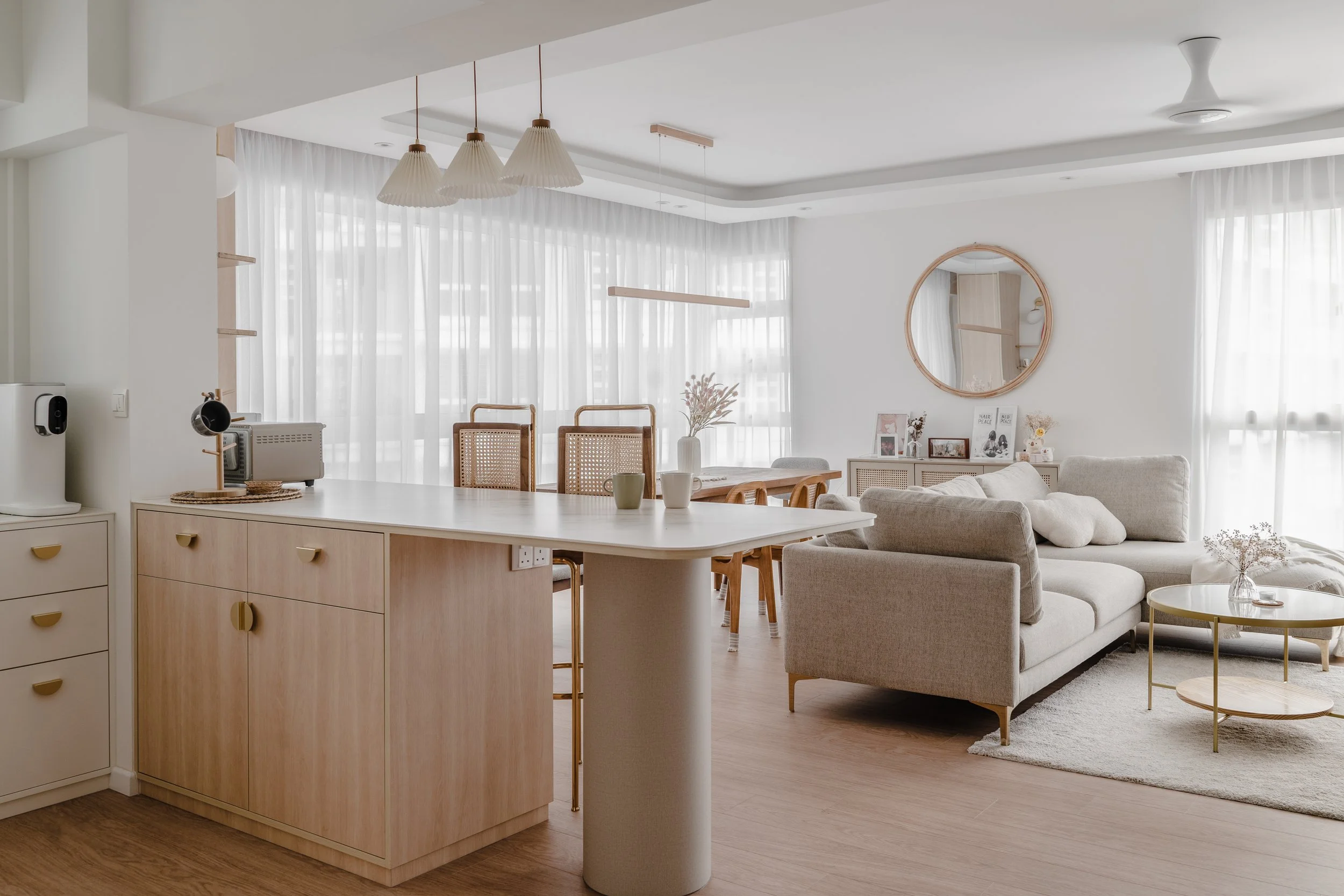 PASTEL FARMHOUSE WITH COSY WOOD TONES — BuildBuilt