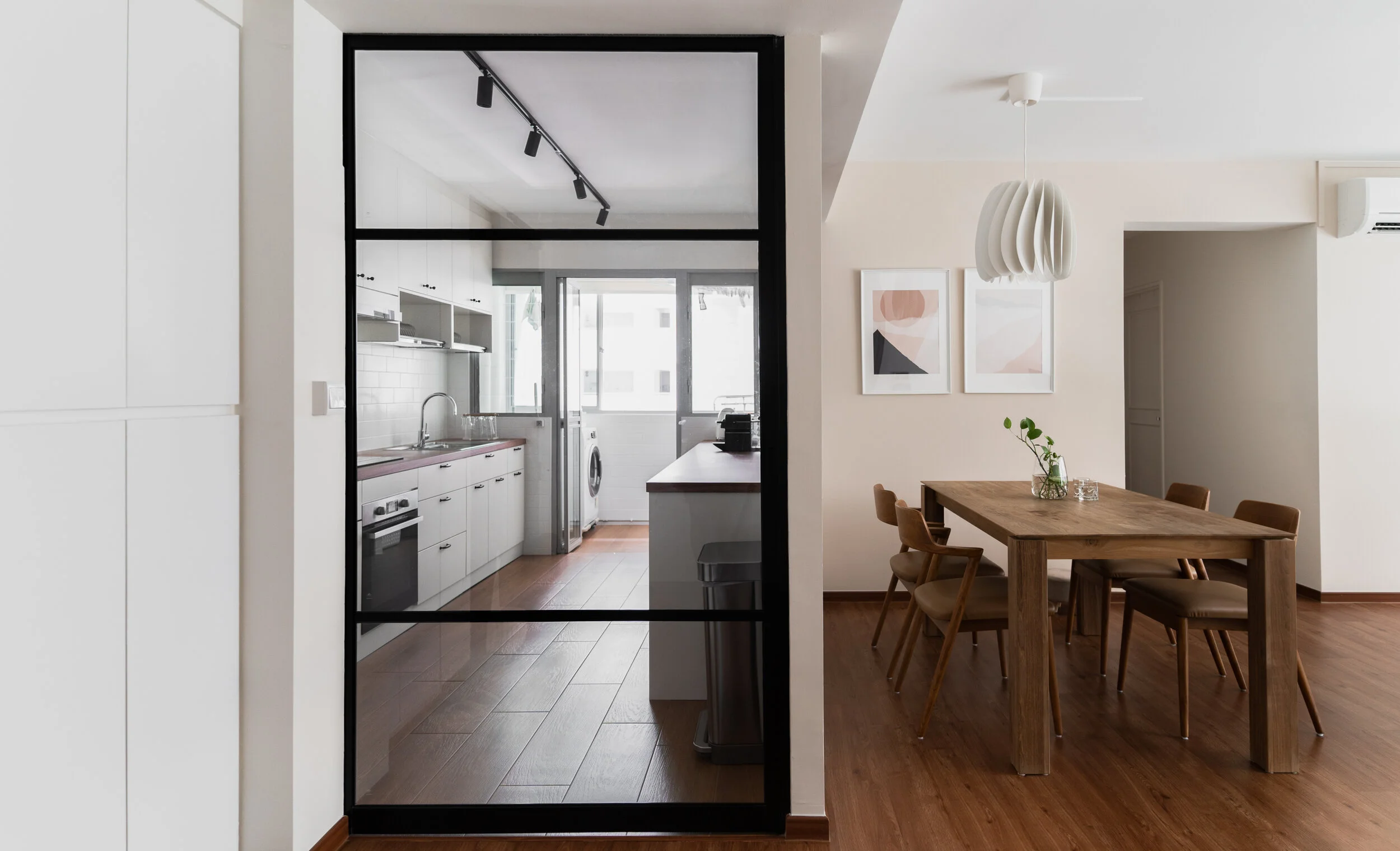 Cosy 5 Room BTO With Wooden & Beige Scandi Chic at Bidadari Park Drive ...