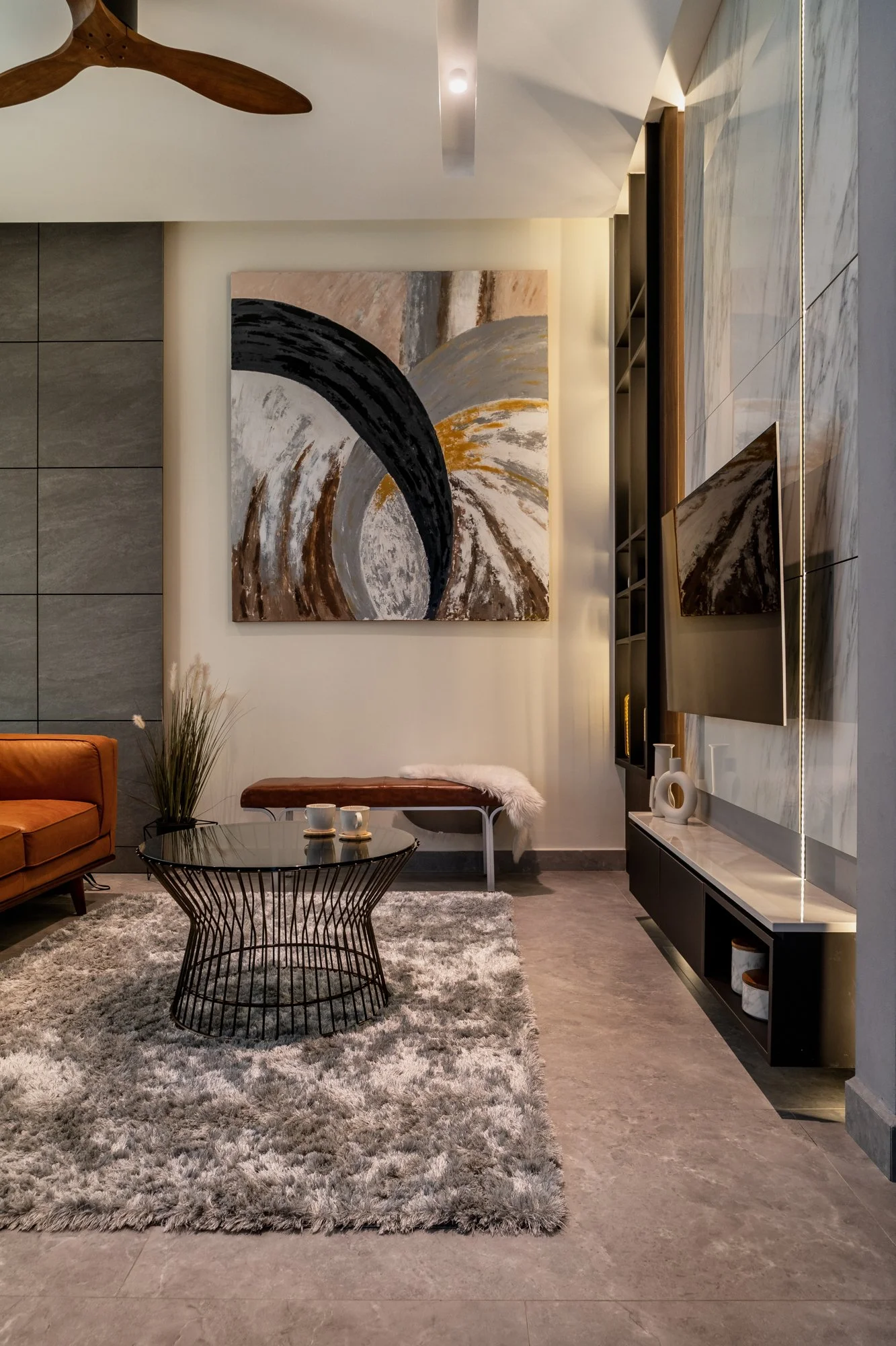 MODERN LUXE HOME — BuildBuilt