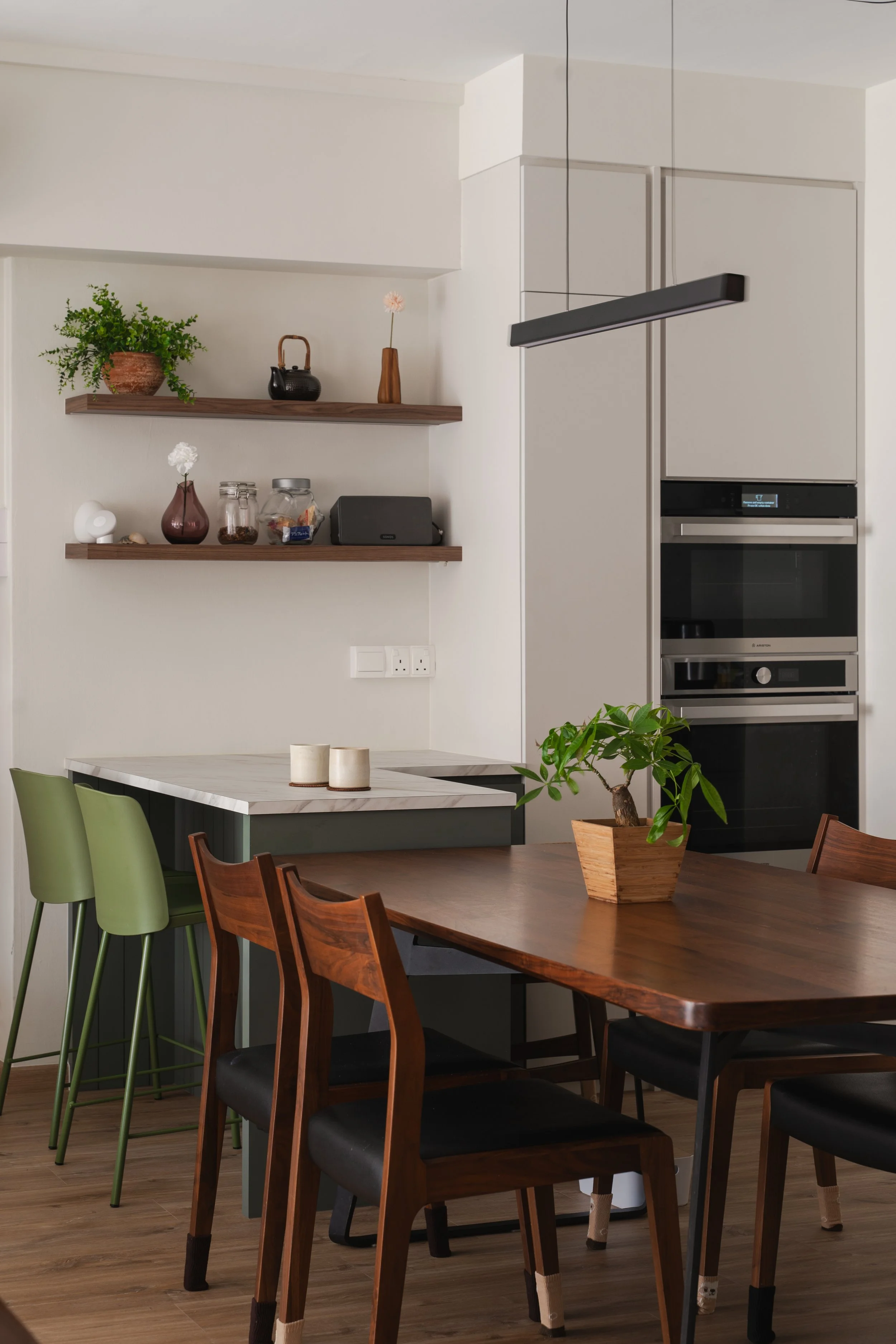 LIBRARY HOME — BuildBuilt