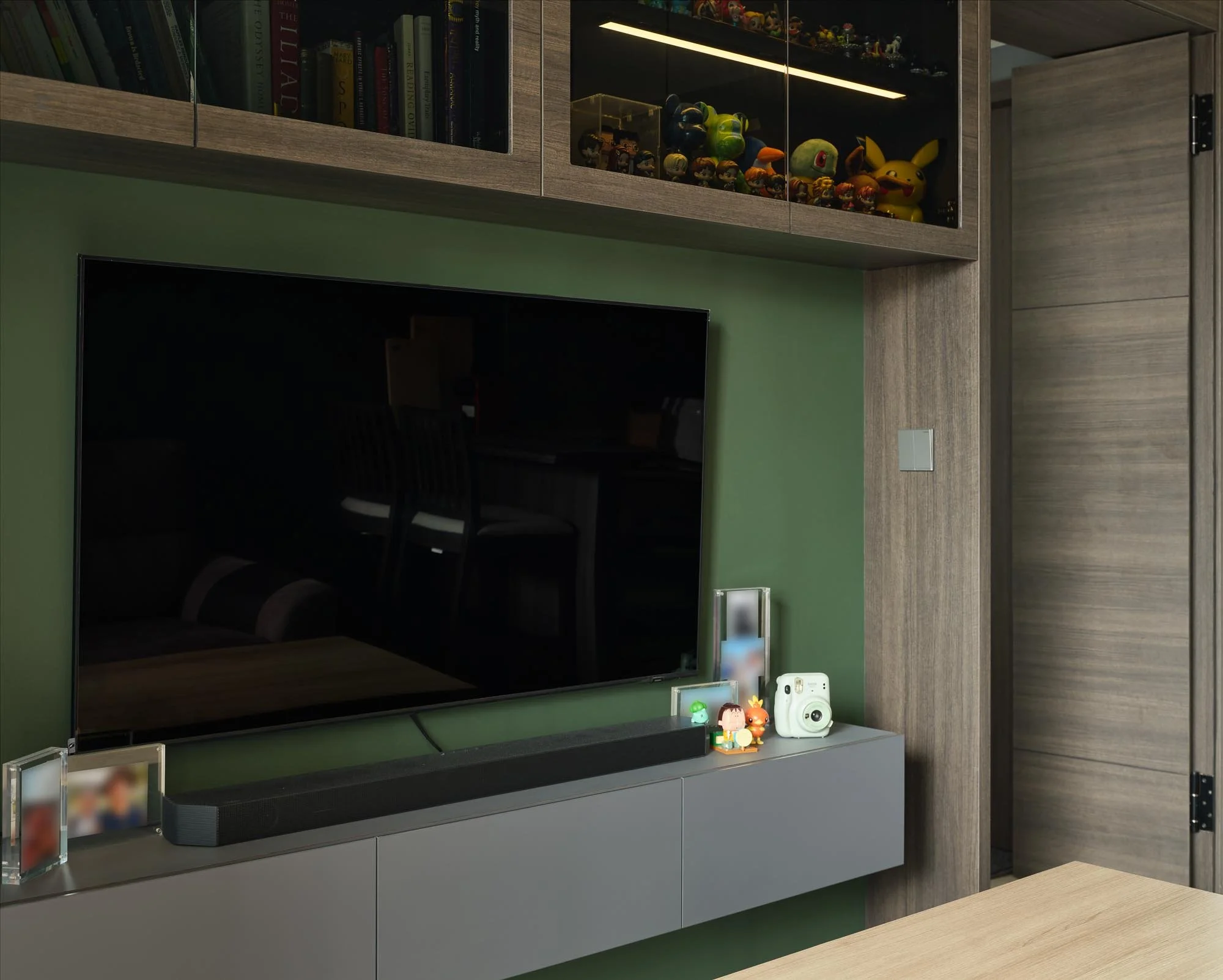 MOODY STUDIO — BuildBuilt