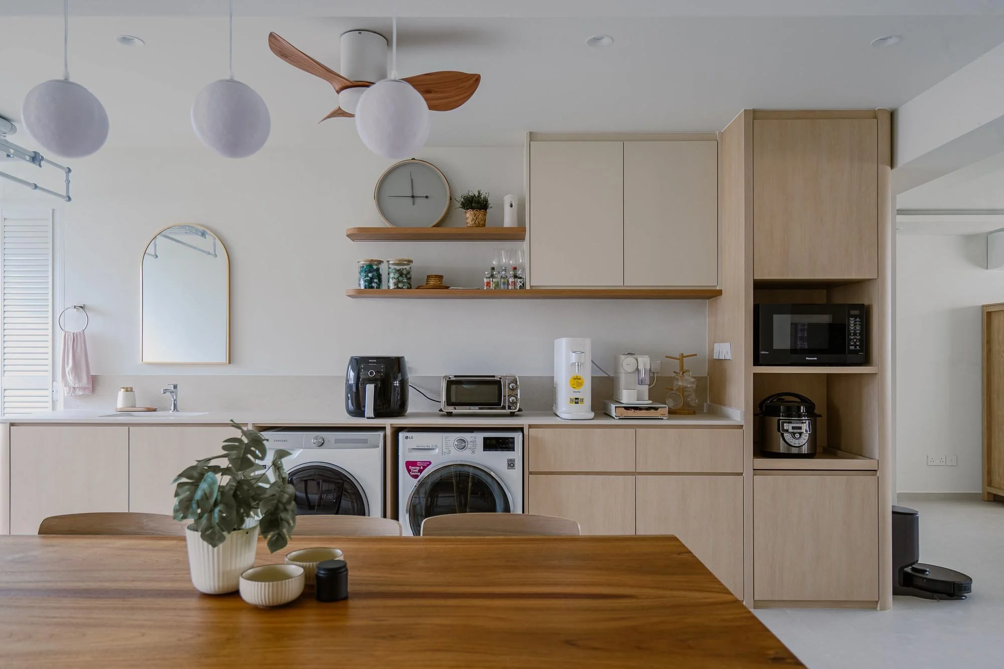 JAPANDI JUMBO HOME — BuildBuilt