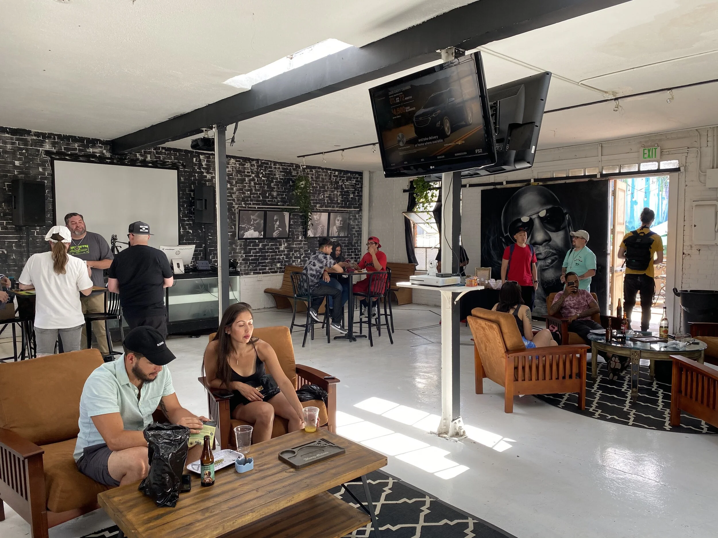 TETRA Lounge