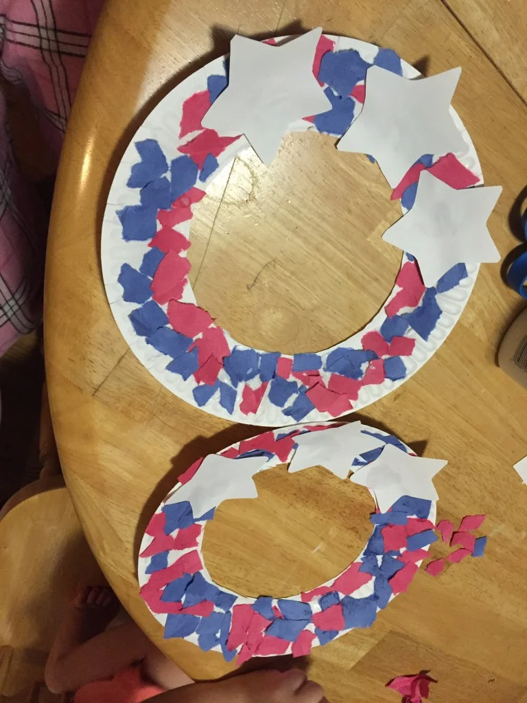 Labor Day Wreath Craft Project The Multitasking Mom labor-day-wreath-craft-project-the-multitasking-mom