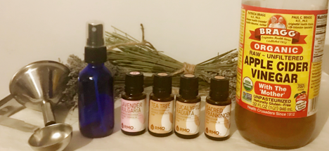 How to Make an Easy, Nontoxic, Aromatic DIY Yoga Mat Cleaner — Journey ...