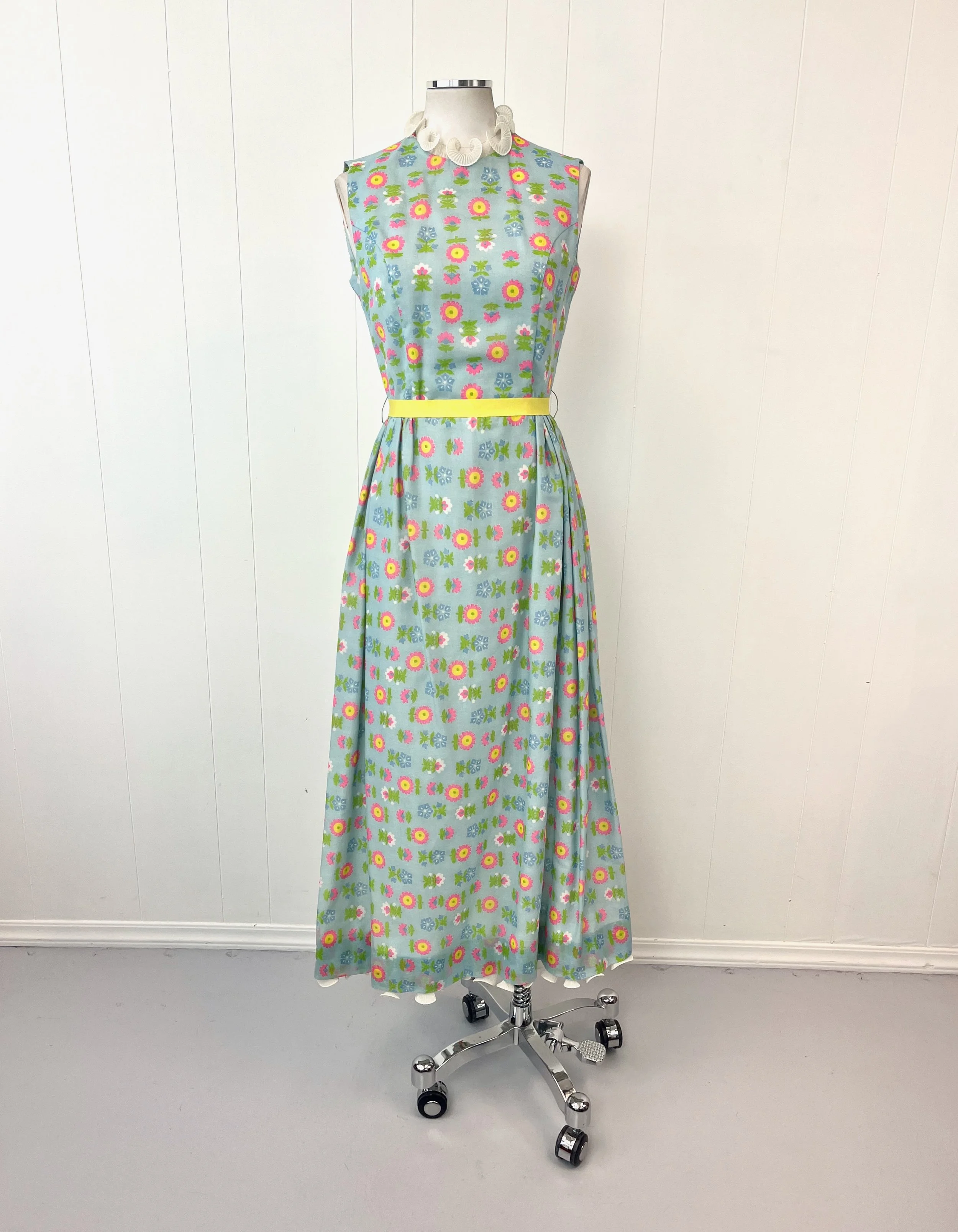 Vintage Dresses 1960s