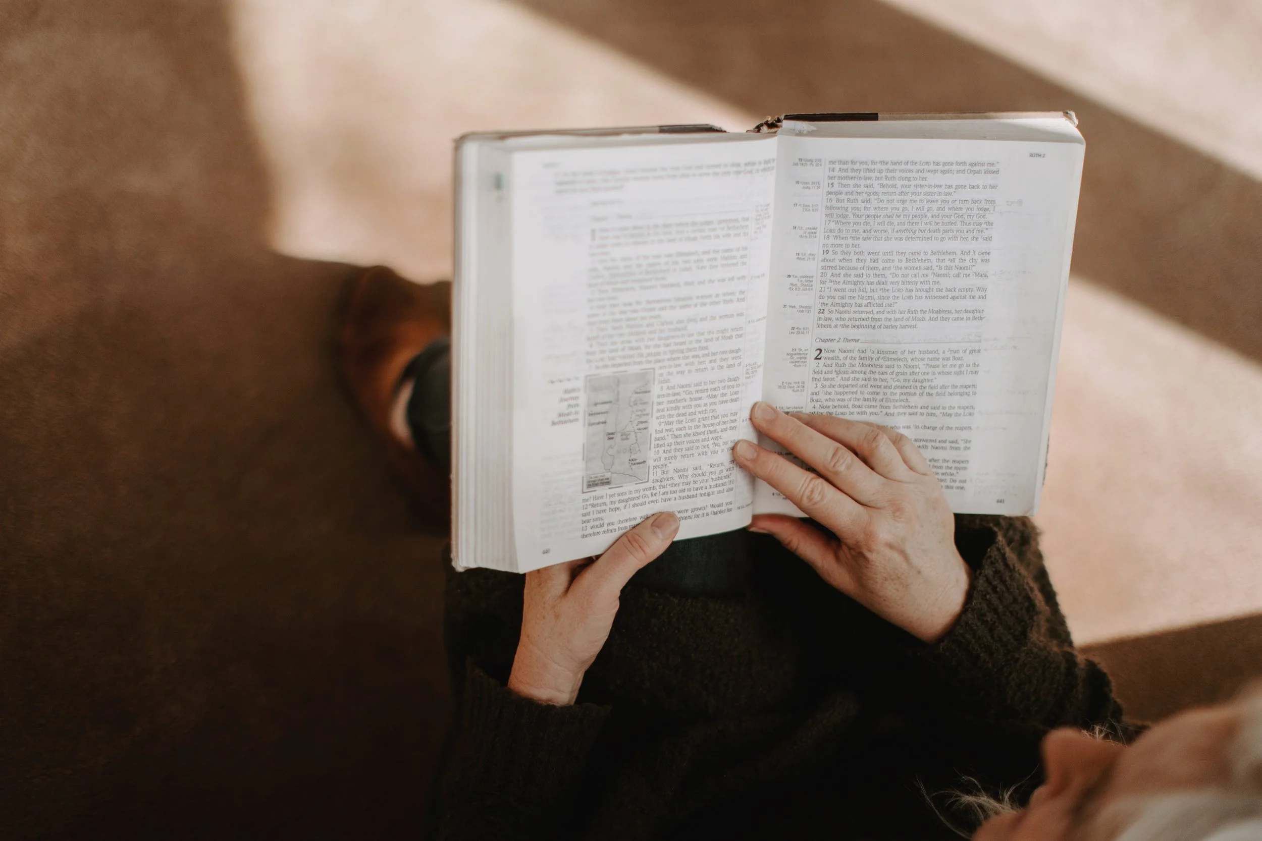 A Journeywoman Seeks to Know God with Christine Gordon — JOURNEYWOMEN