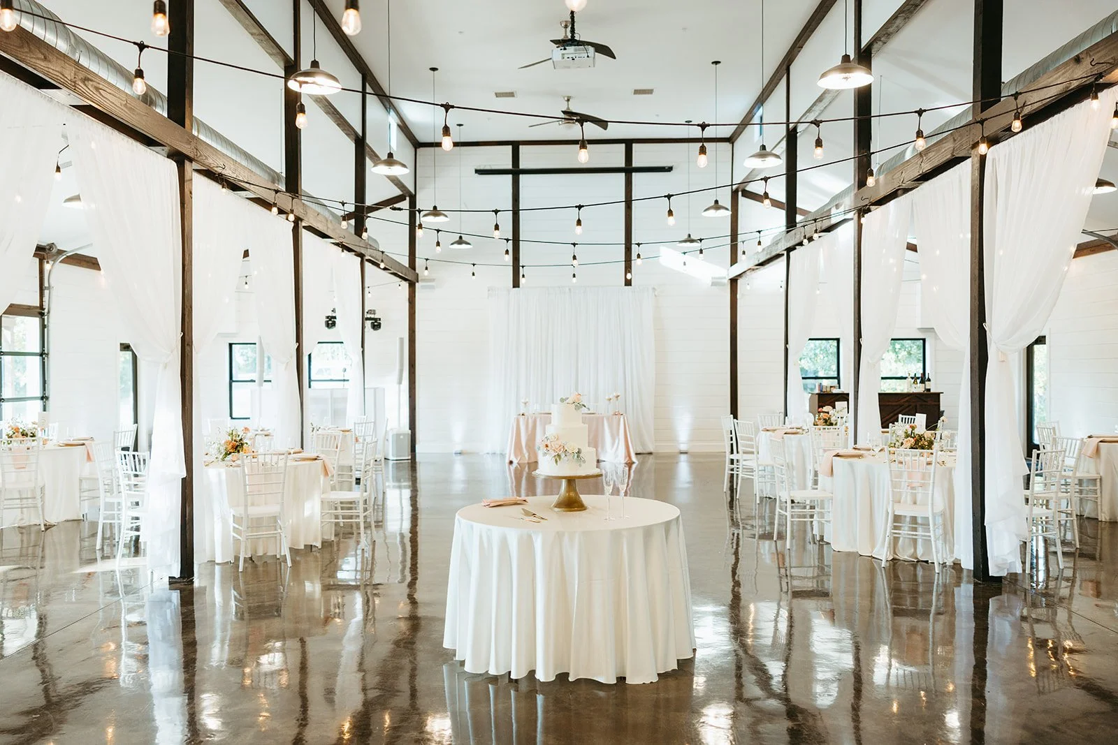 Full Estate Rental — Dream Point Ranch