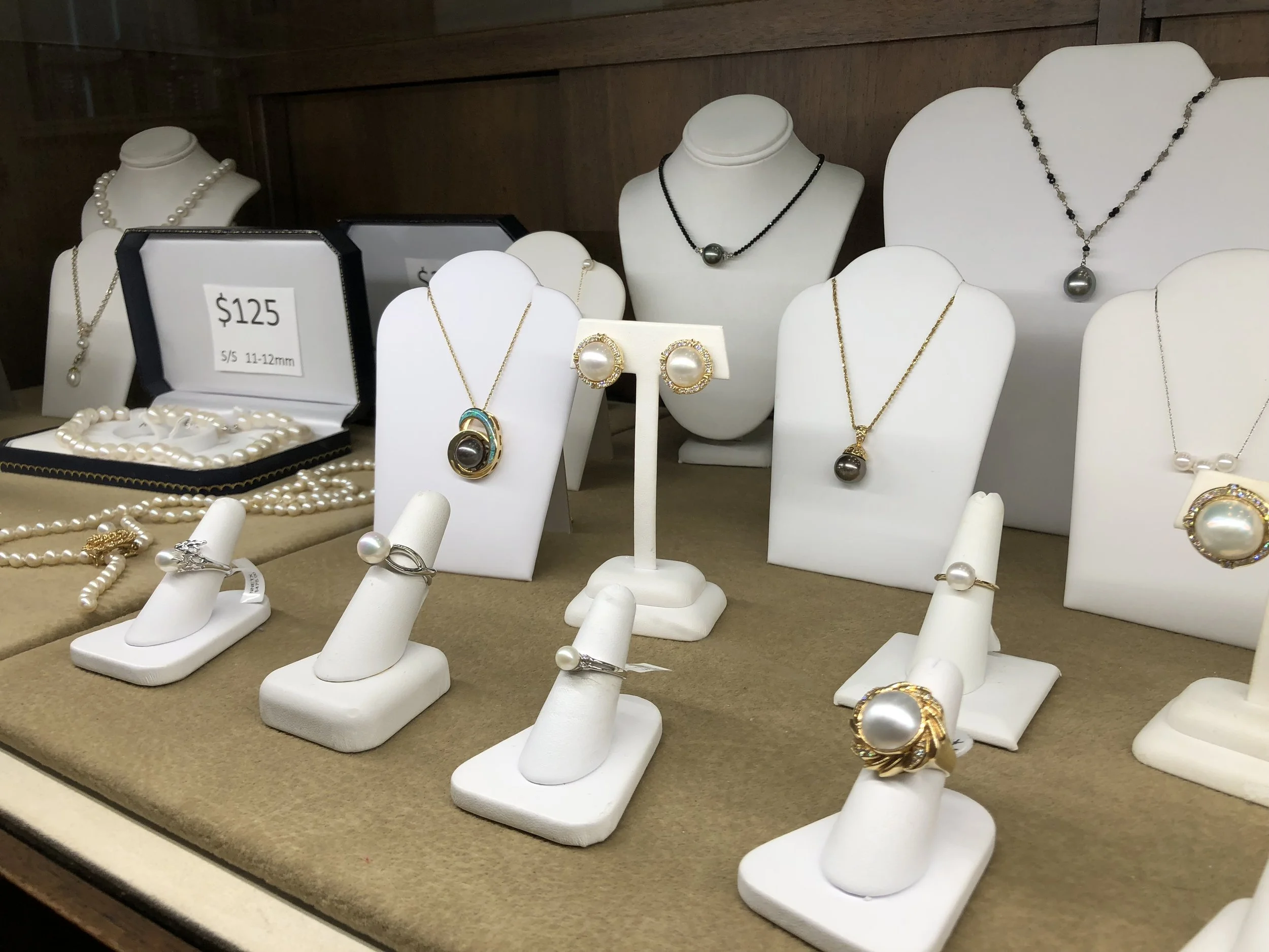 Our Showroom — Karat Patch Jewelers