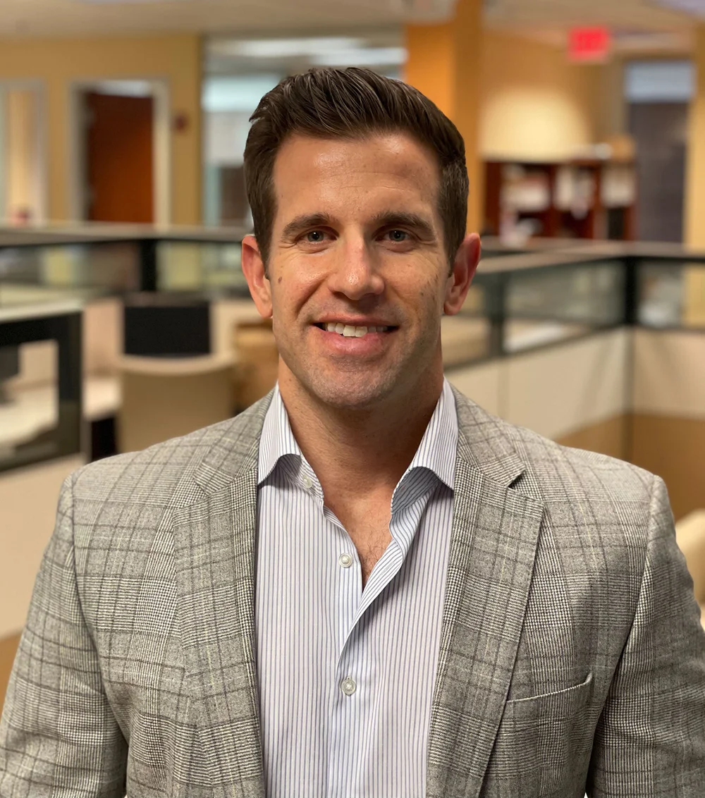 Ian Higgins Bio — Strength Capital