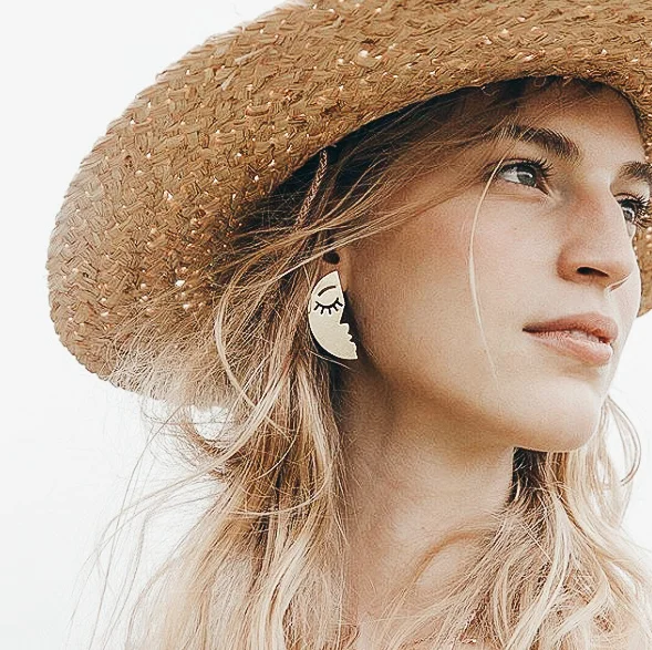 Jackie Box's Instagram, Twitter & Facebook on IDCrawl