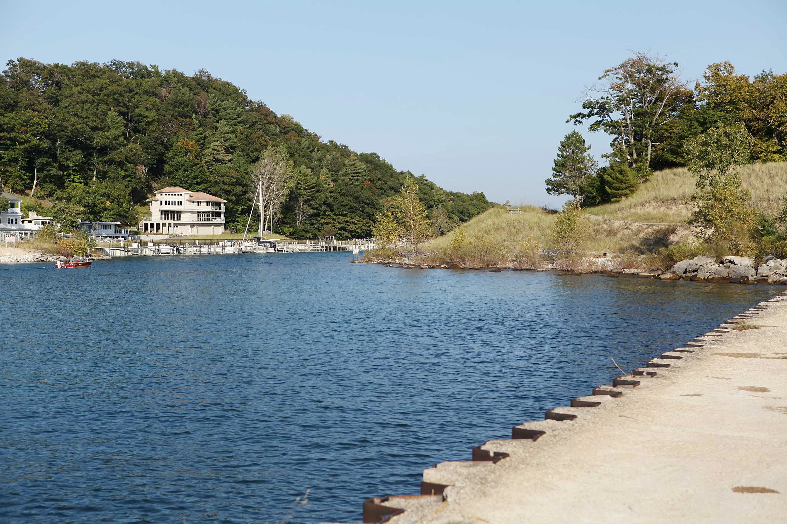 Buzzards Roost — Port Sheldon Cottages