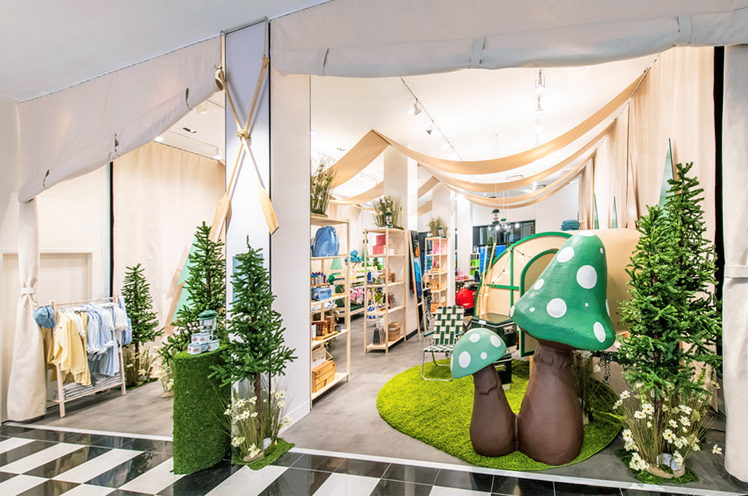 An Immersive Retail Experience – Welcome to Camp Bloomingdale’s ...