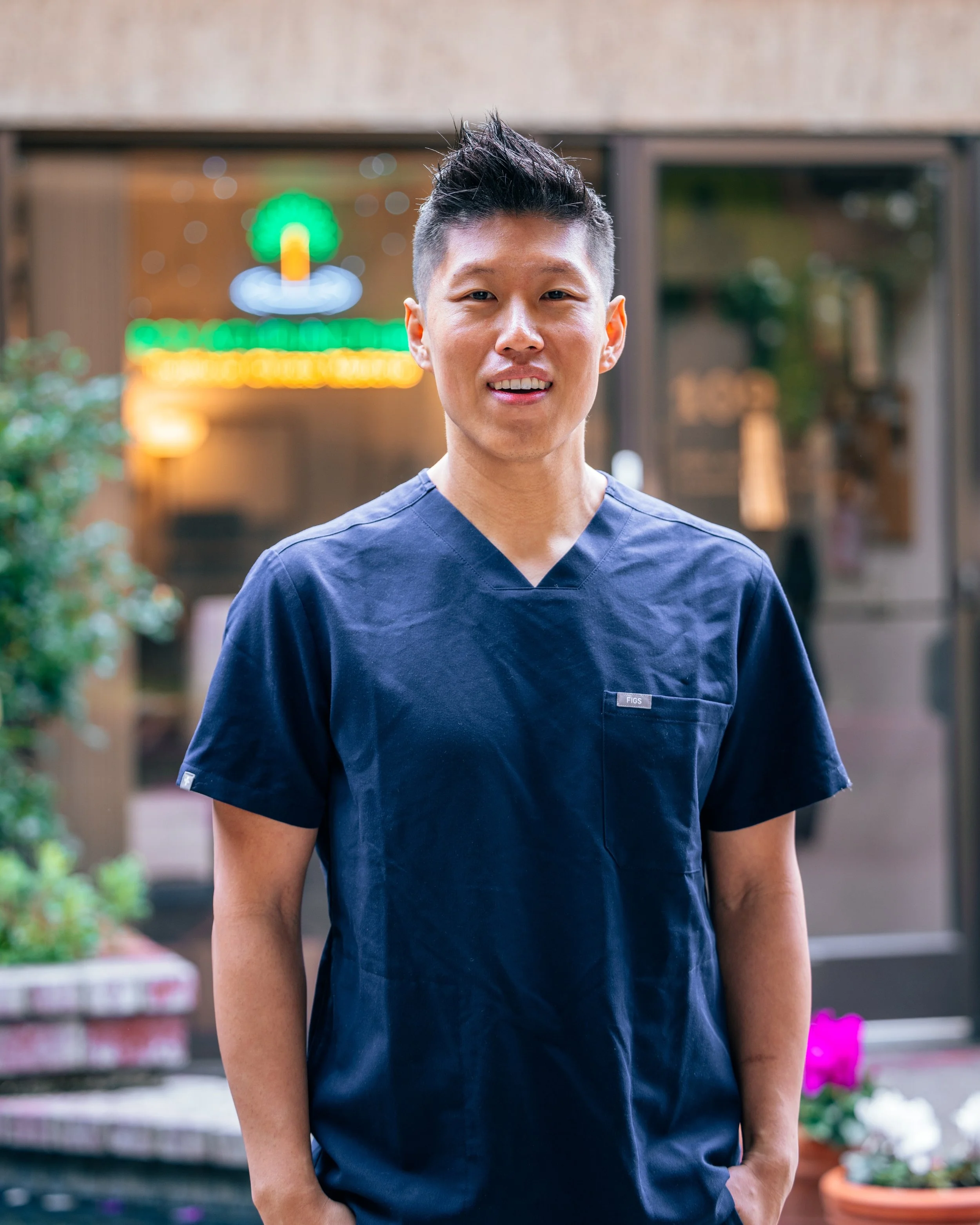 Dr. Aaron Lee
