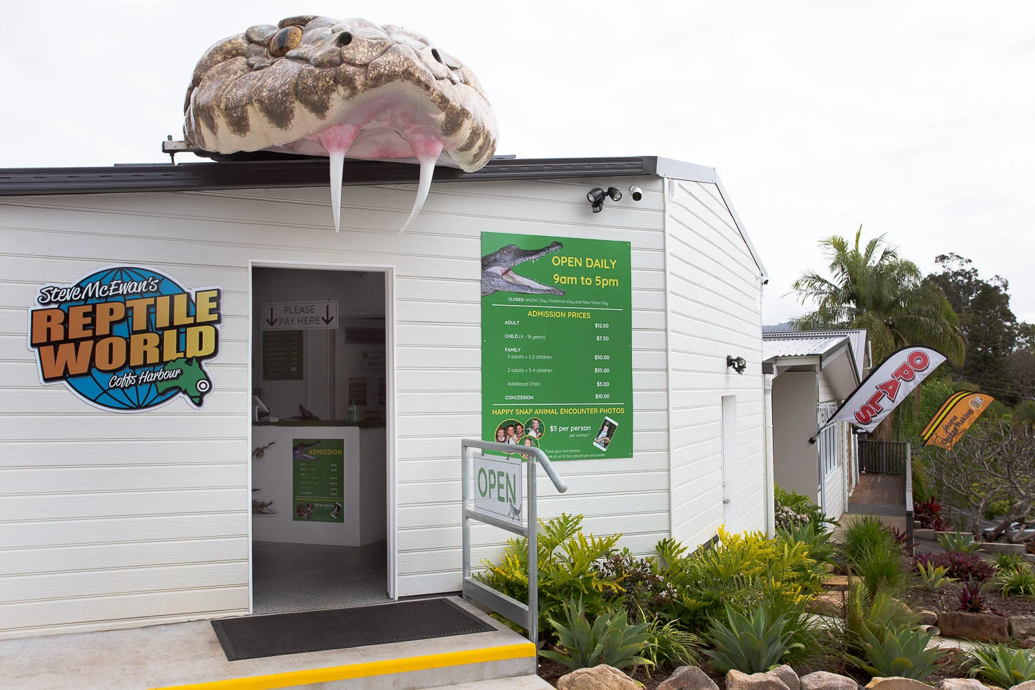 Reptile Centre — Reptile World