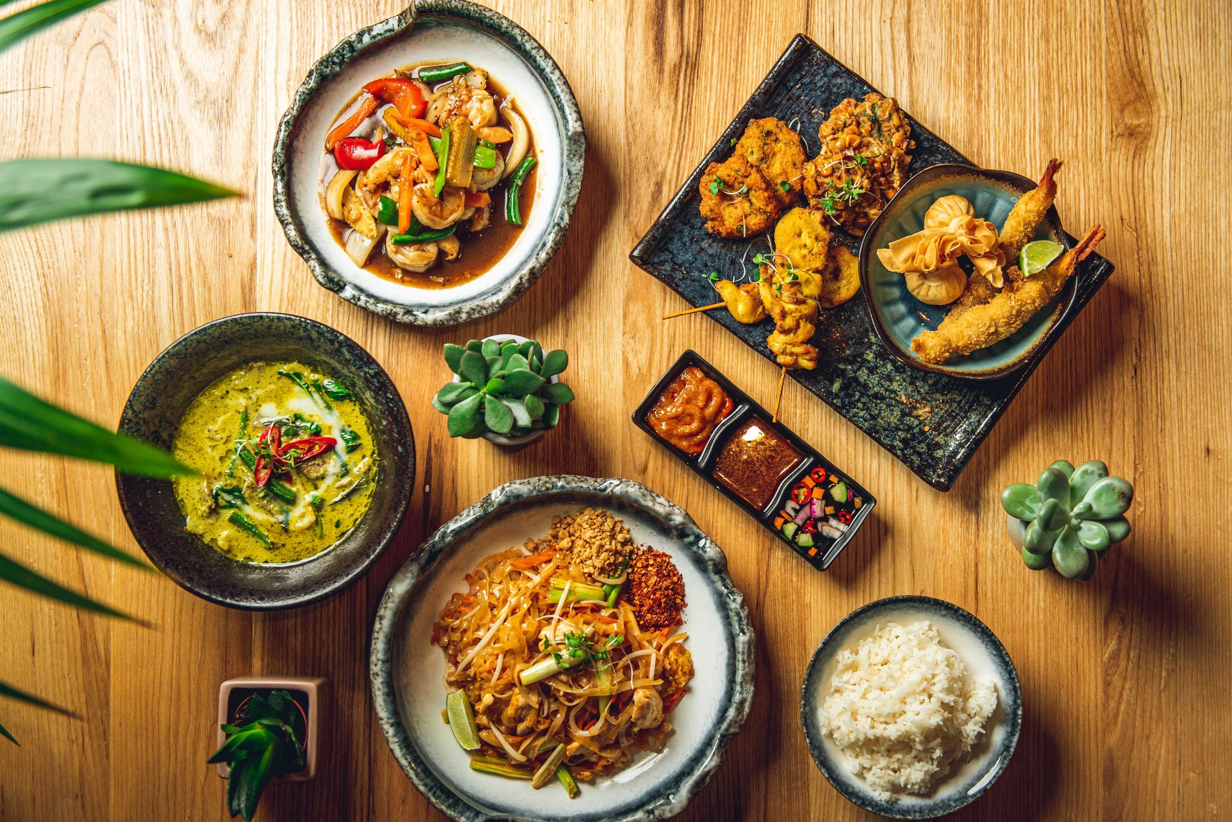 Bottomless Lunch — Sabai Sabai