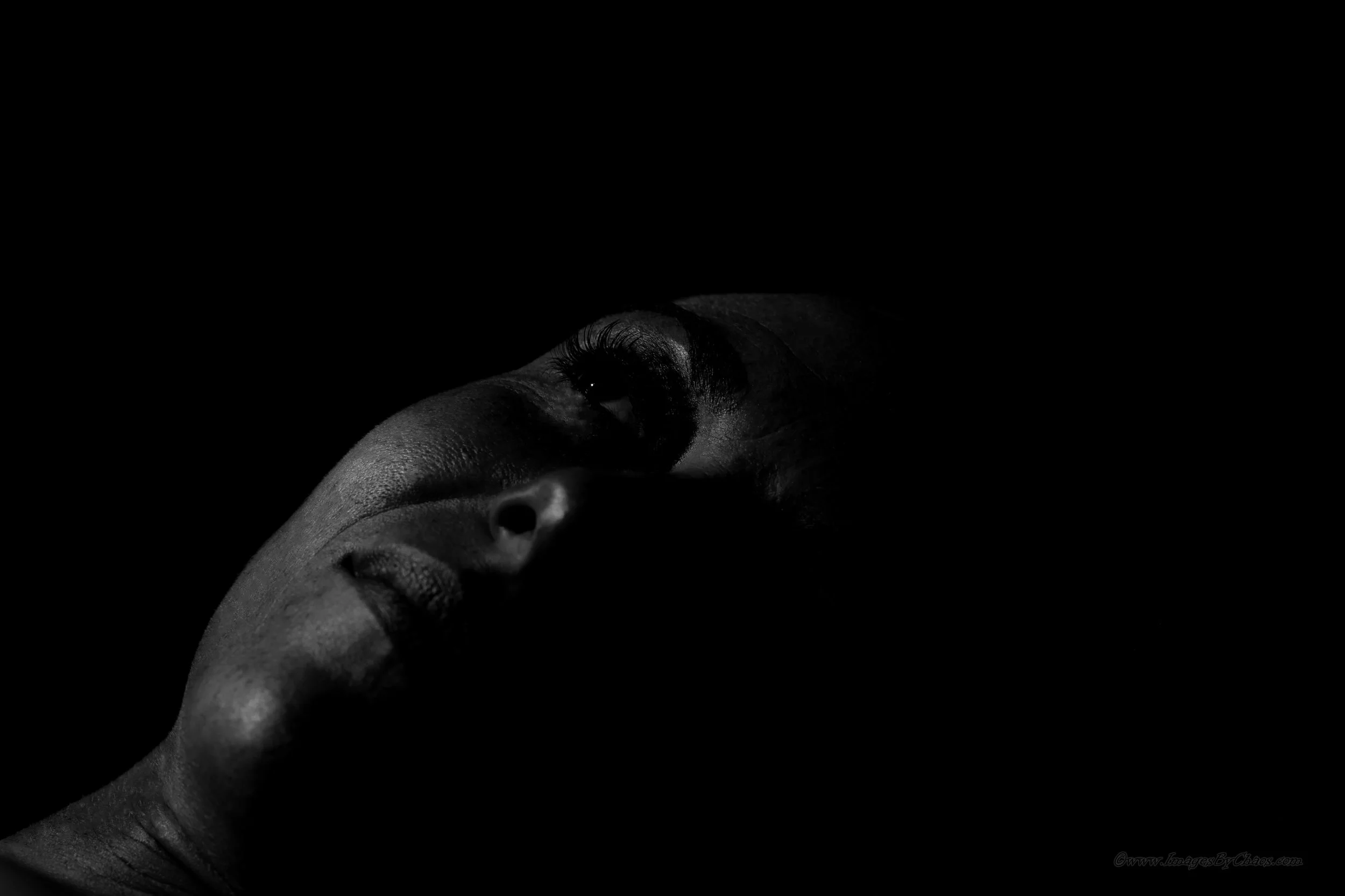 Low Key Lighting Bodyscapes & Portraits — Images By Chaos