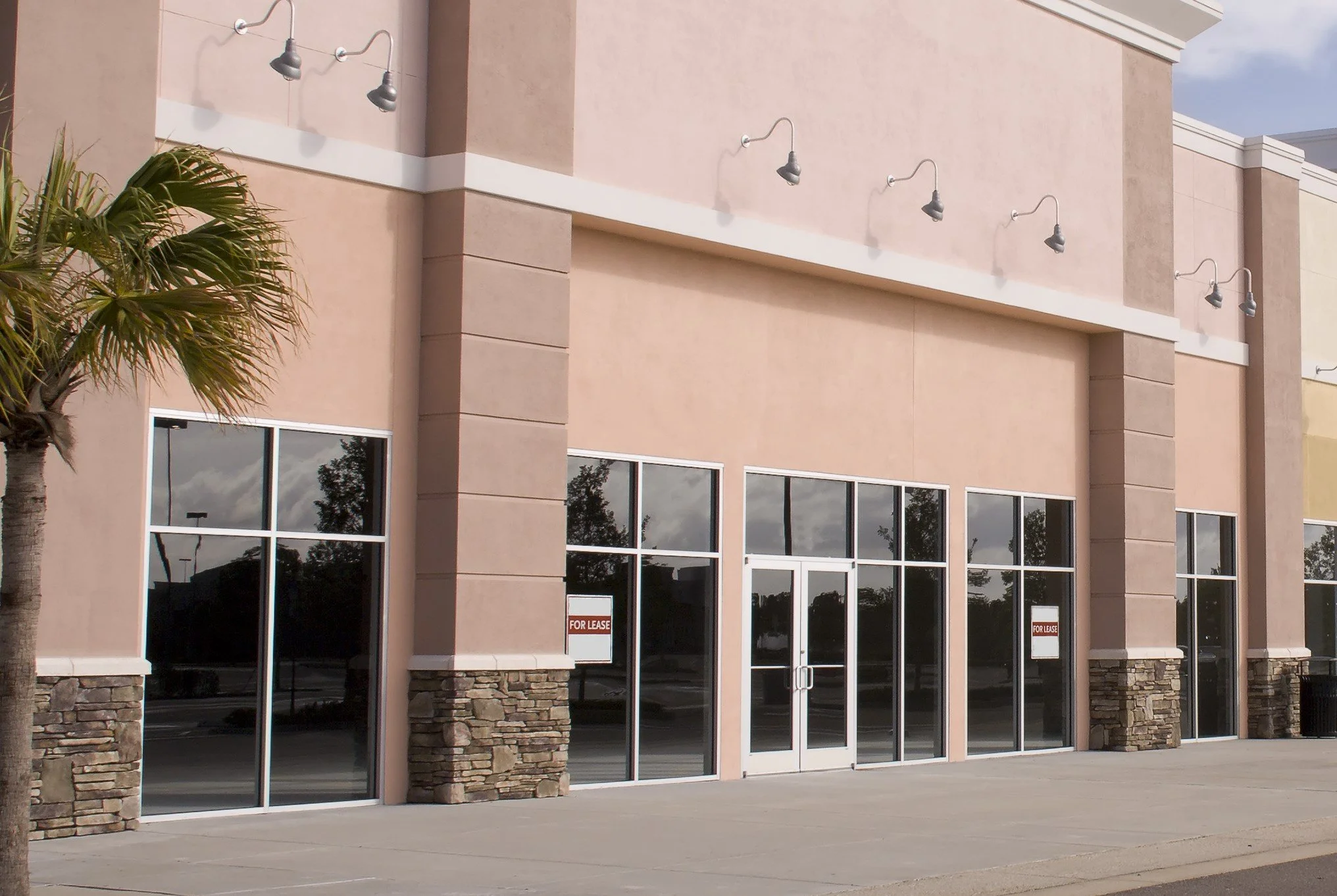 Storefront Installation Services. Framed and Frameless — Delta Glass NJ