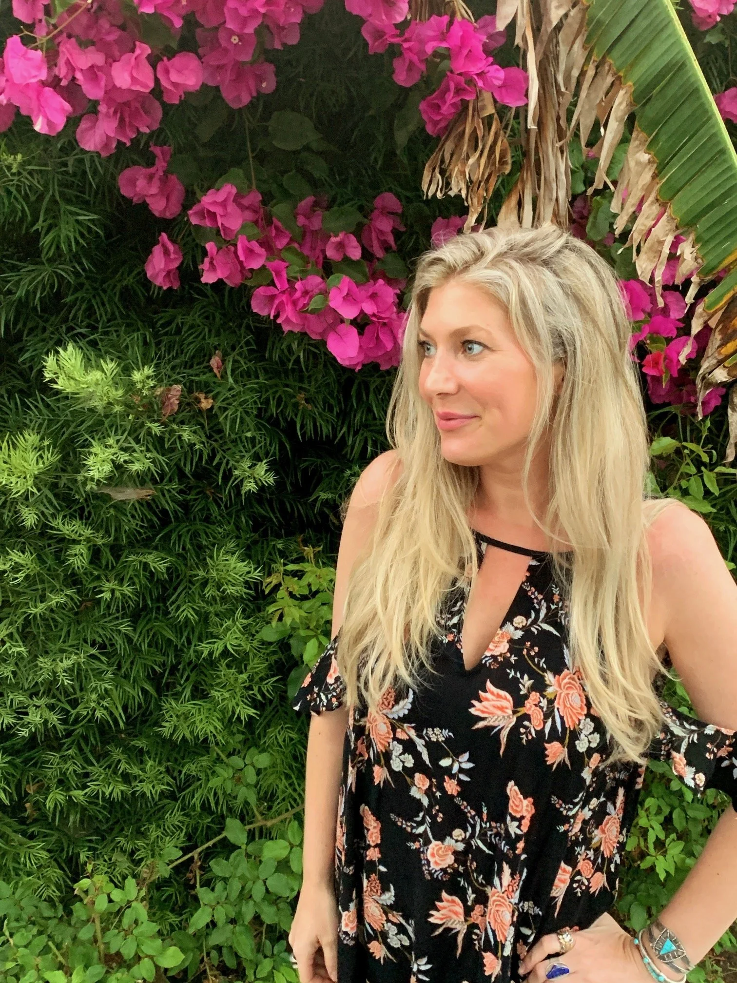 About — SARAH GEIGER