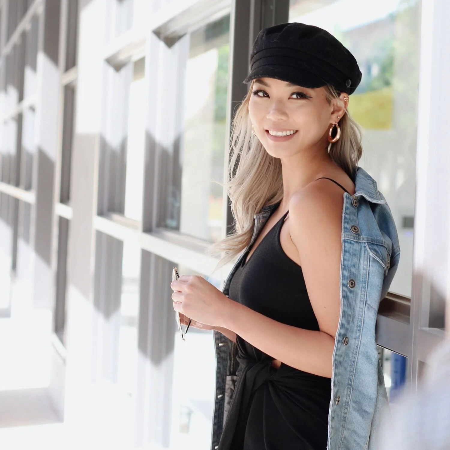 About — AsianBossG;r)