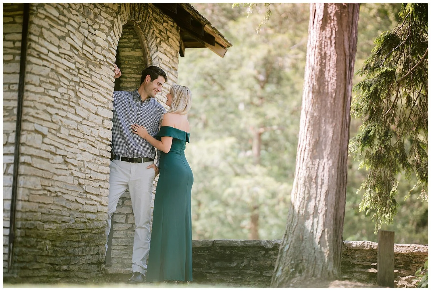 Amanda & Devin's Jeffrey Mansion Engagement — Professional Photographer Columbus, Ohio - Robb ...