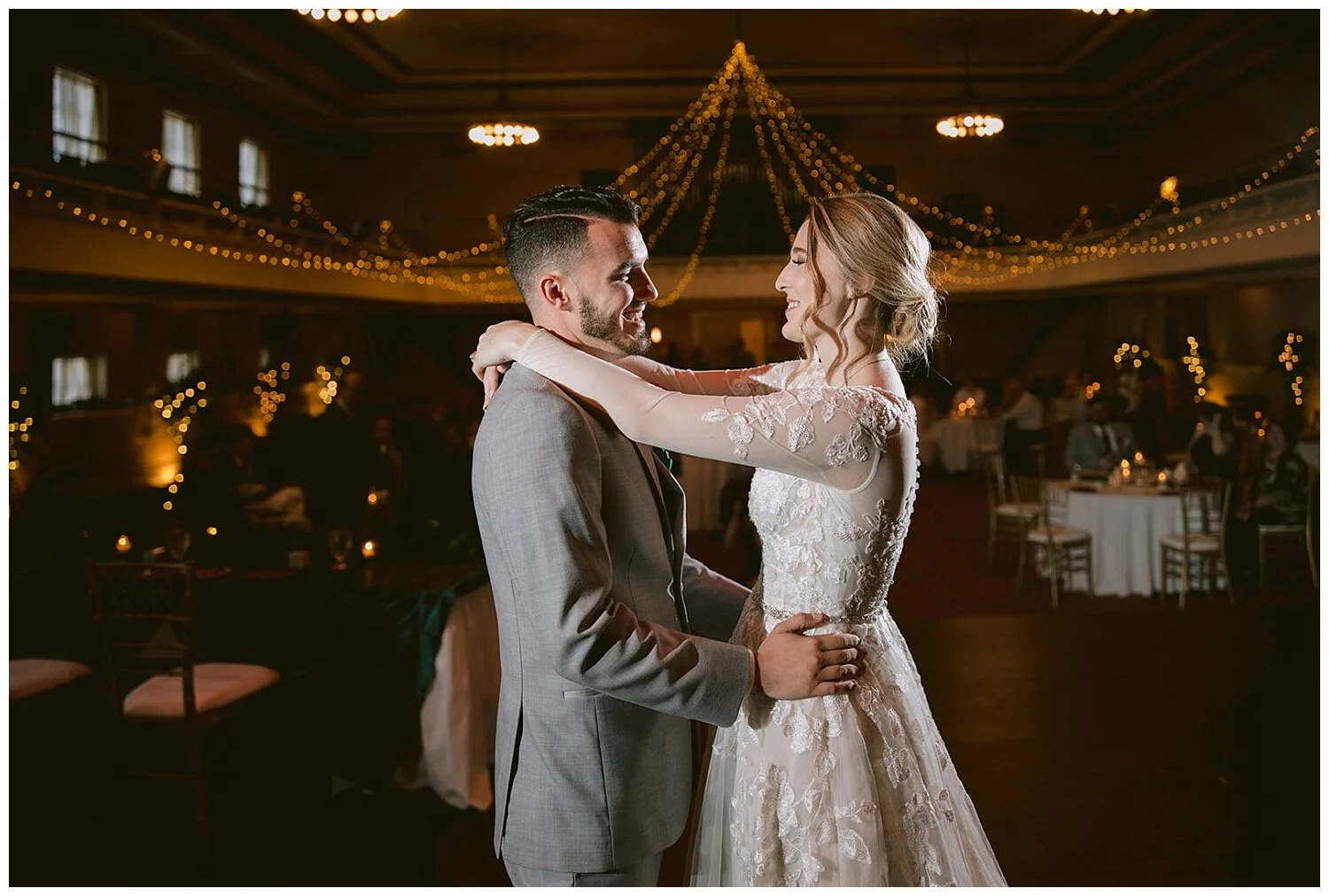 Jennifer & Christian's Columbus Athenaeum Wedding — Professional ...