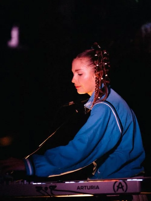 FEATURE: Spotlight: Maddie Ashman — Music Musings & Such