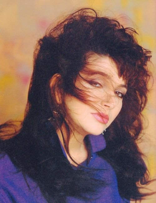 FEATURE: The Pink Floyd Influence… Inside a ‘Lost’ Kate Bush Interview ...
