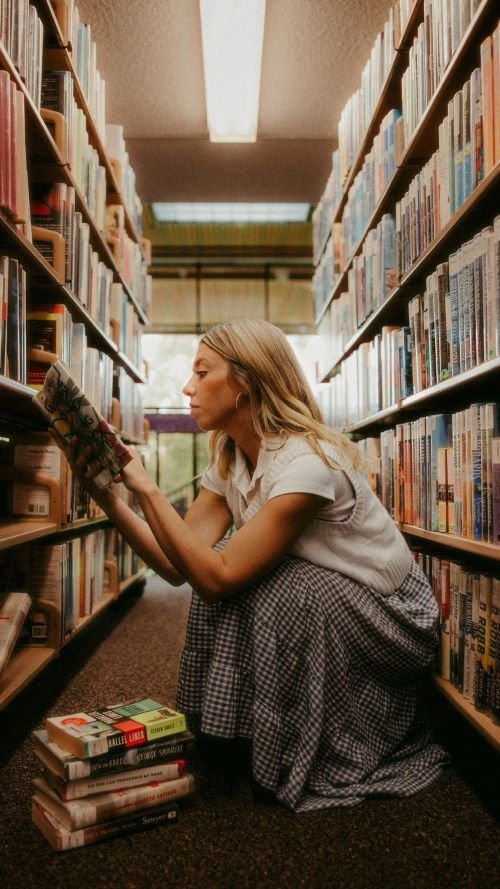 FEATURE: Spotlight: Lily Williams — Music Musings & Such