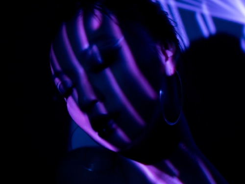 TRACK REVIEW: Fifi Rong - Awake — Music Musings & Such