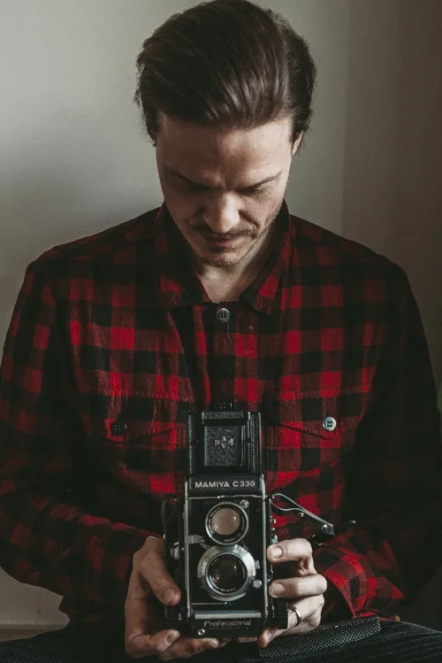 INTERVIEW: Charlie Grant — Music Musings & Such