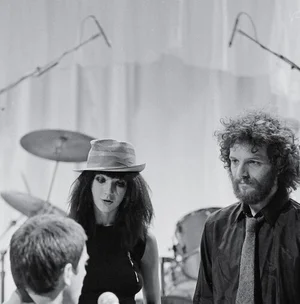 FEATURE: Jeux Sans Frontières: Will Kate Bush and Peter Gabriel Ever ...