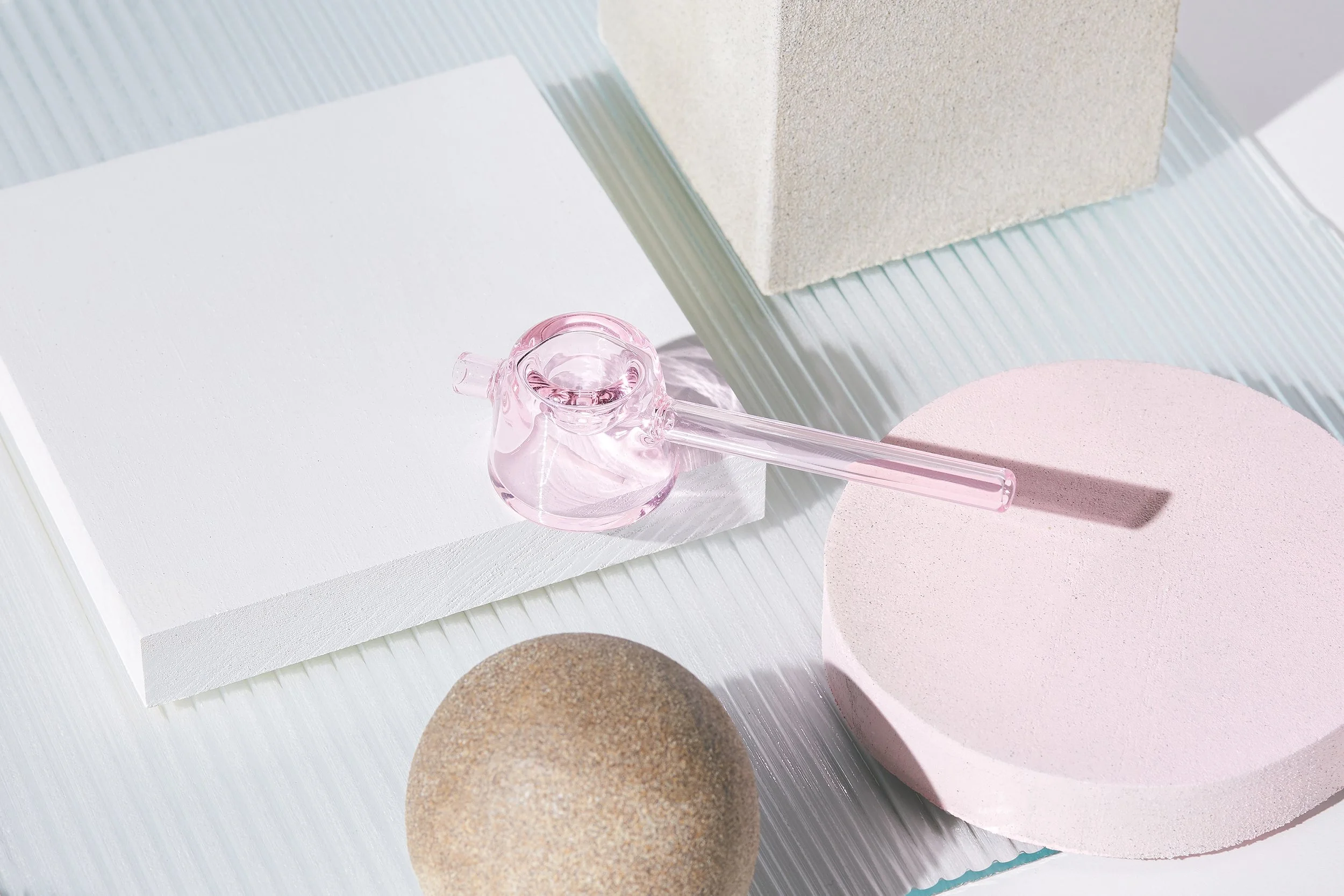 Laura Woolf | Still Life Stylist