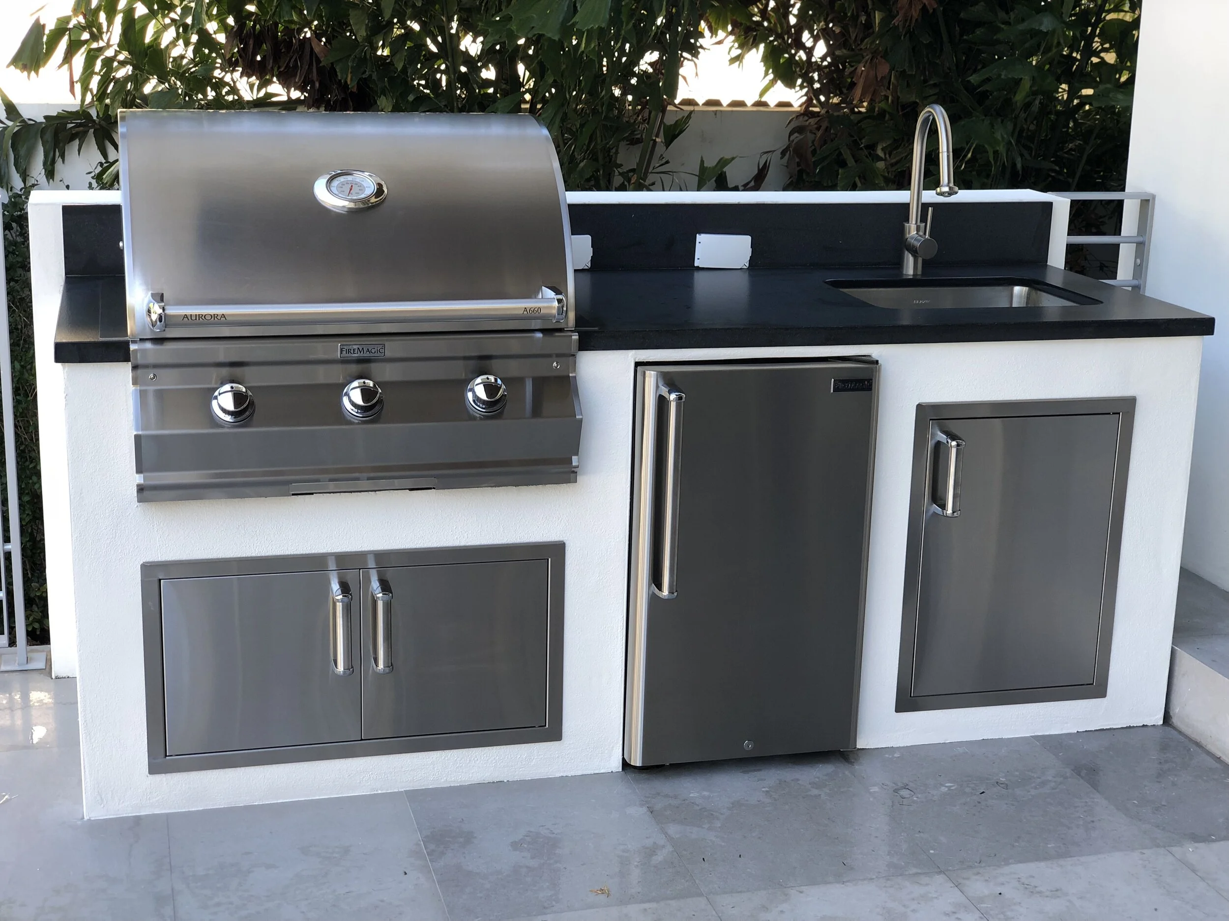 Outdoor kitchen Fascia — Superior Exteriors Custom Outdoor Kitchens Miami