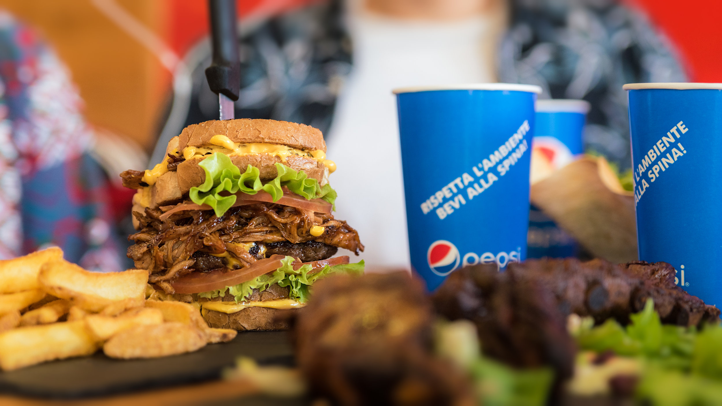 MONSTER BURGER - L'AMERICANO MADE IN ITALY