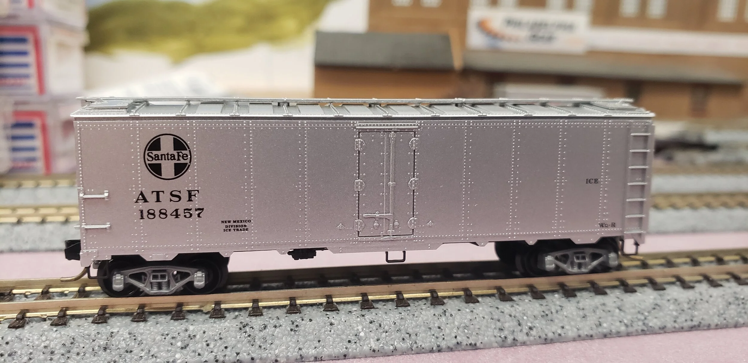 Microtrains Ice Reefers — Neal's N-Gauging Trains