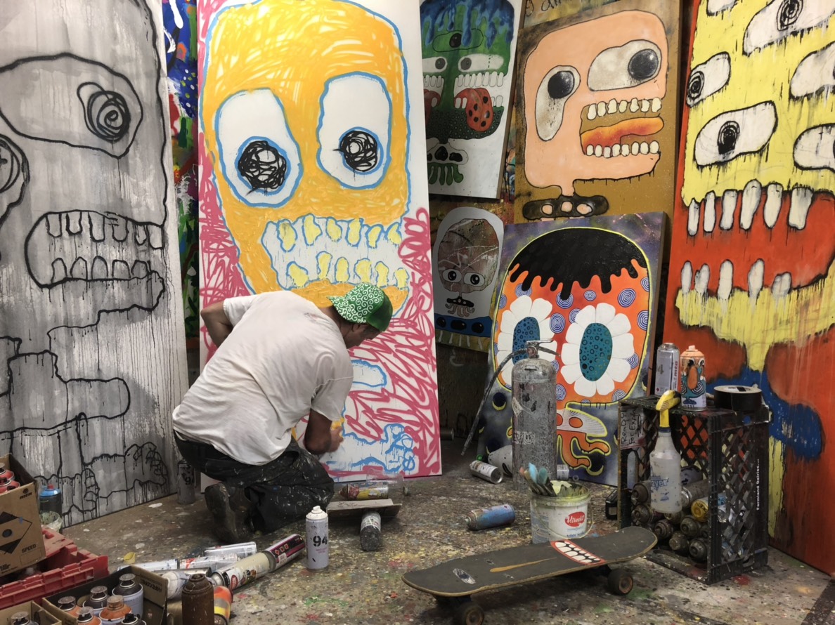 UFO 907 — CHIN'S GALLERY