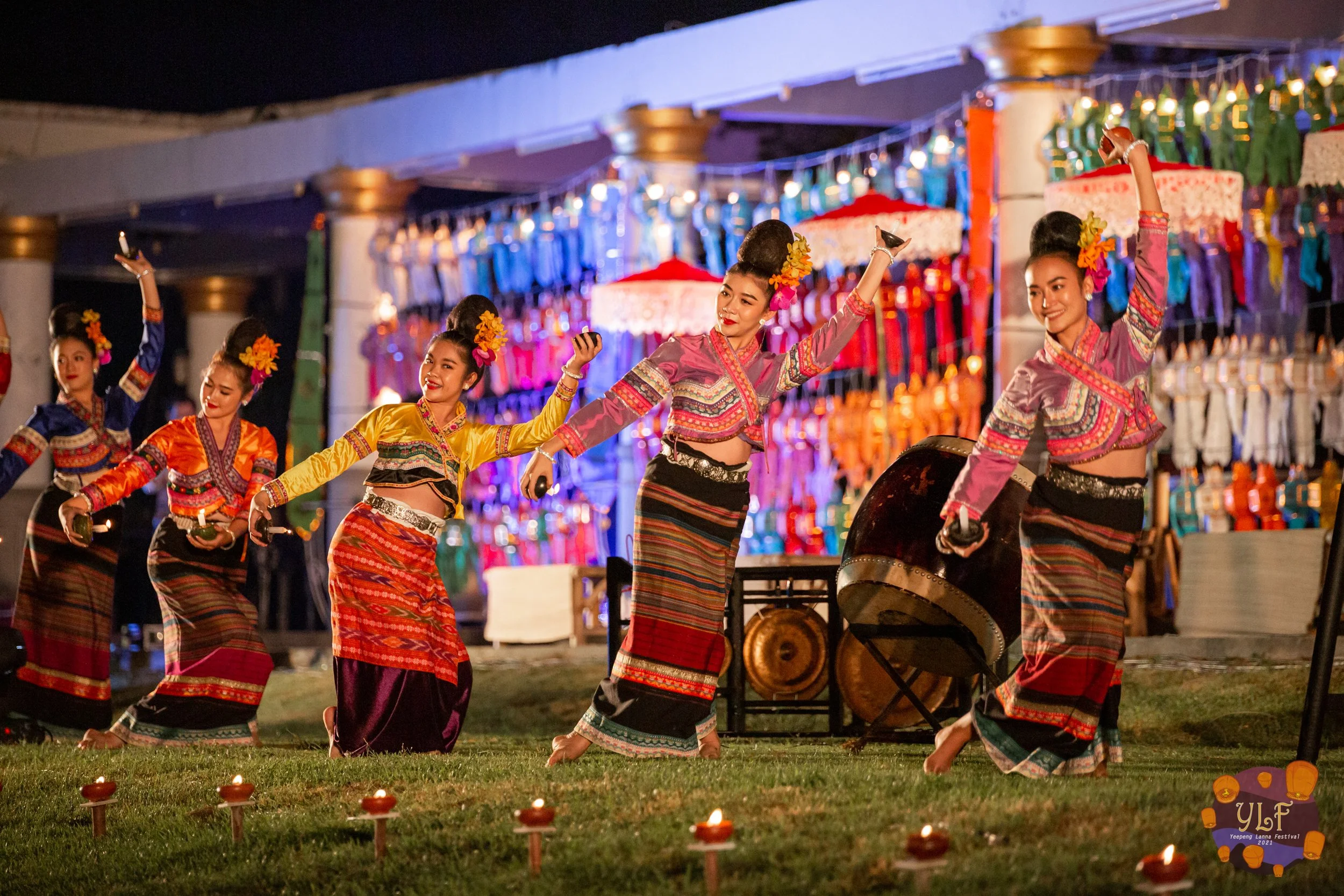 Yee Peng and Loy Krathong 2025 in Chiang Mai; A Spectacle Of Lights